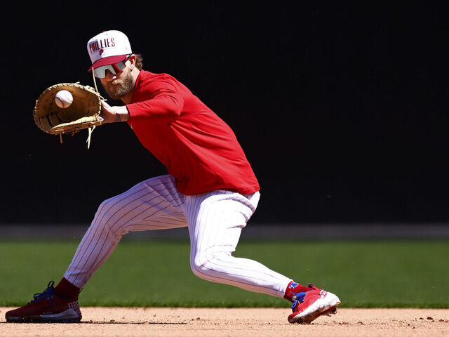 Bryce Harper impresiona con su defensa en la primera base – El Nuevo ...