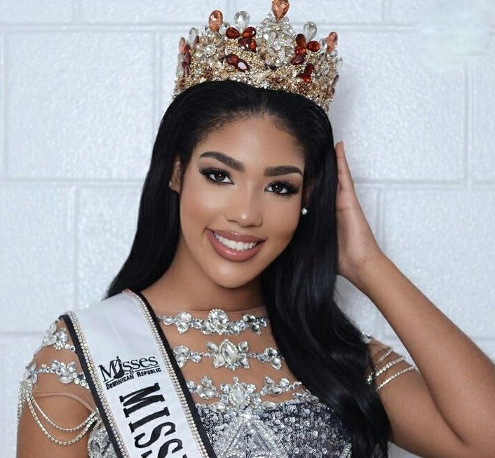 Dominicana Andreina Santos se destaca como modelo en USA y RD – El ...