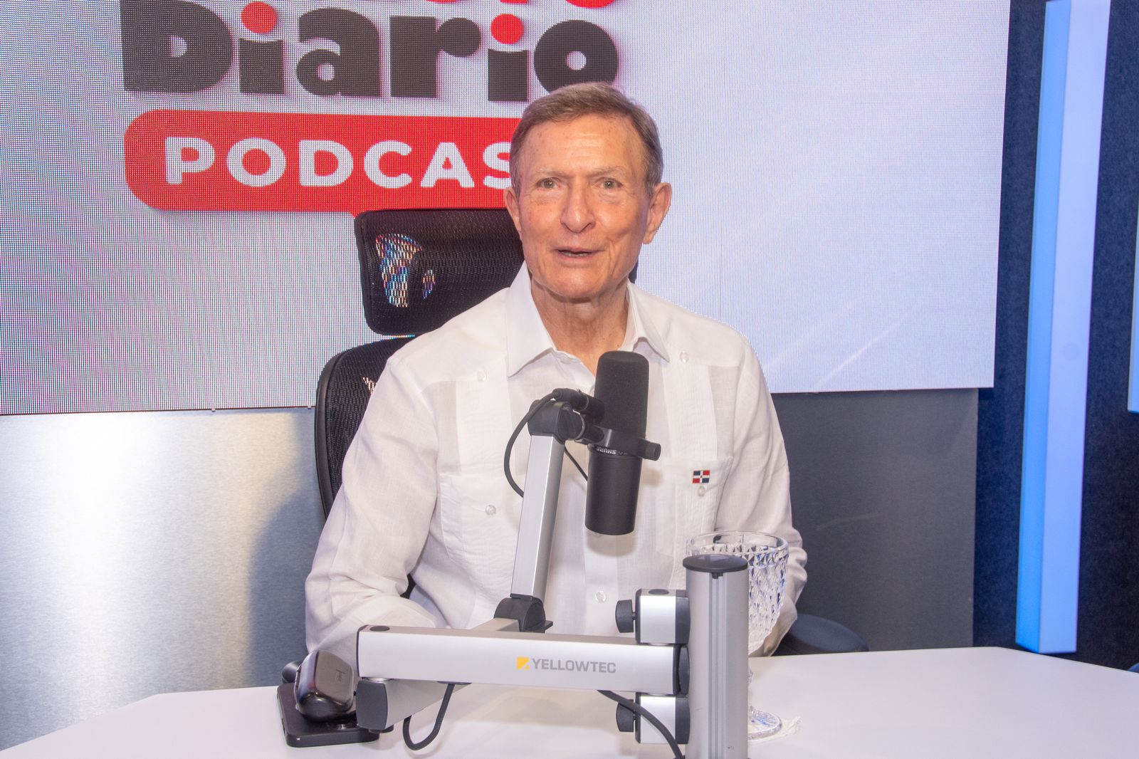 Más allá de la diplomacia, canciller Roberto Álvarez habla de las cosas que lo divierten ...