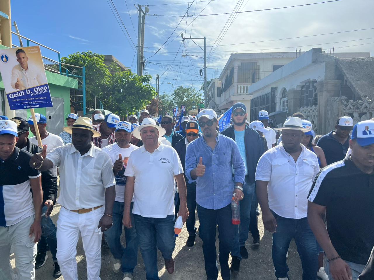 Alcalde Rodolfo Valera asegura encuestas lo colocan 40 % por encima ...