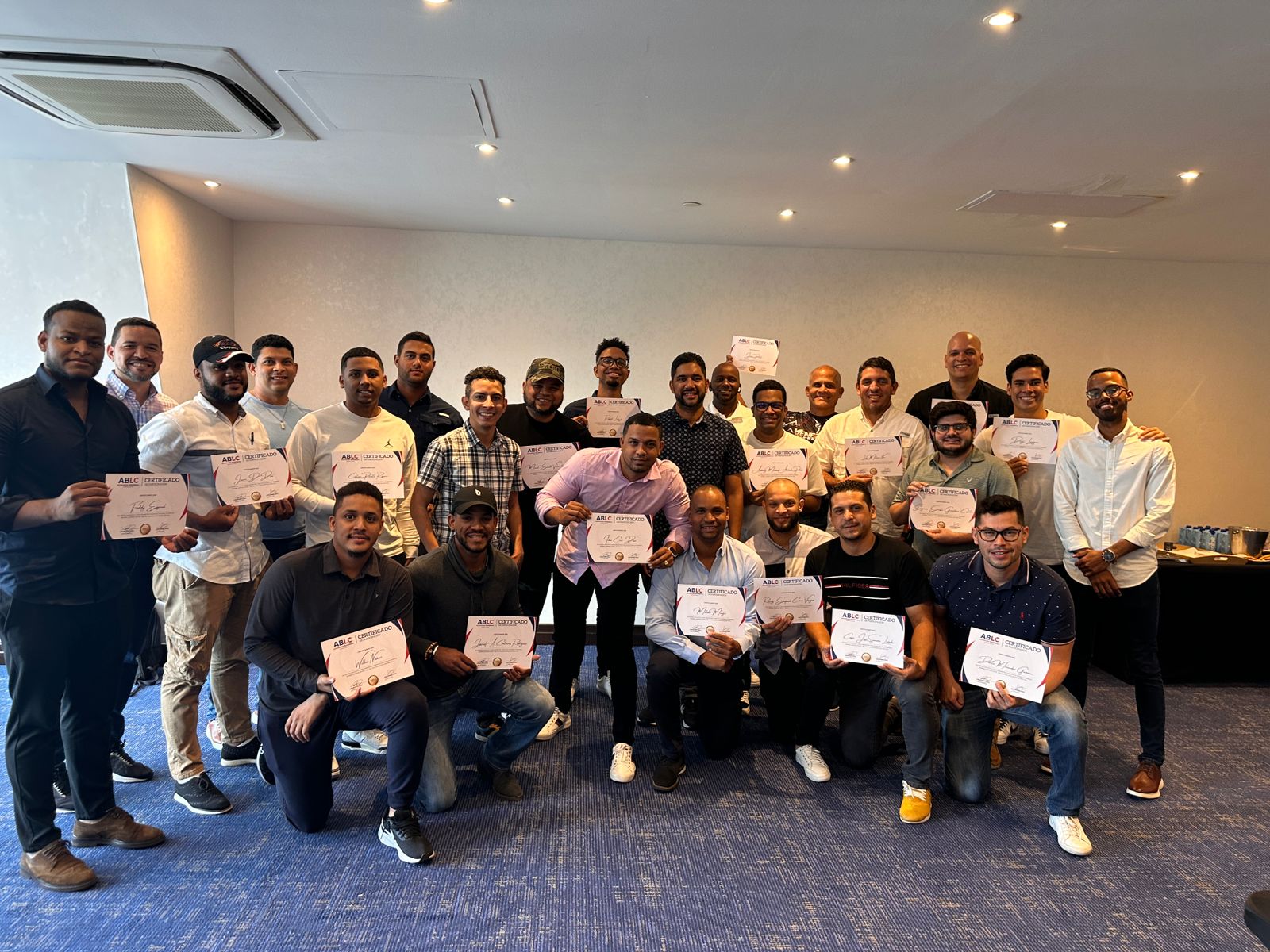 ABLC imparte exitoso seminario de analíticas y sabermetría del béisbol ...