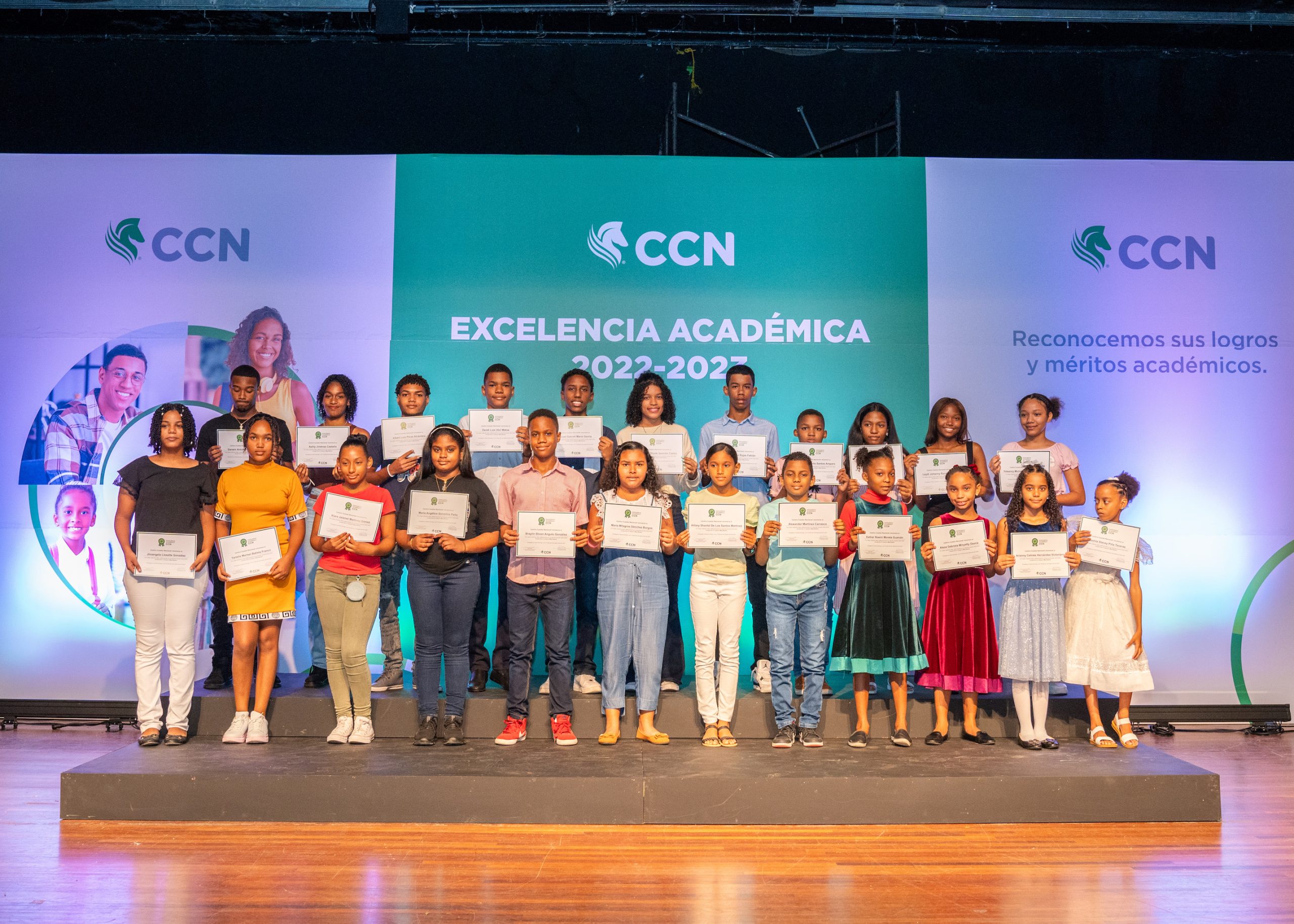 CCN reconoce la excelencia académica de los hijos e hijas de sus colaboradores – El Nuevo Diario ...