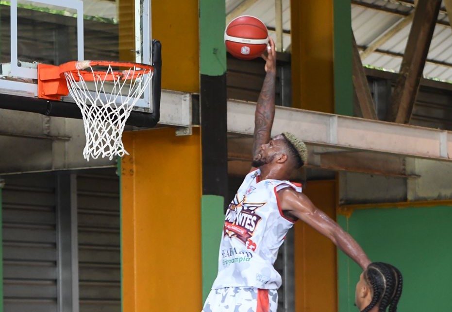 Calero y Caminantes triunfan en semifinal basket superior Provincia de ...