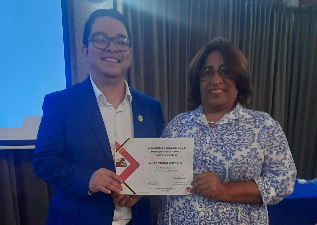 Asociación de Consultores Políticos de LA escoge primera dominicana ...