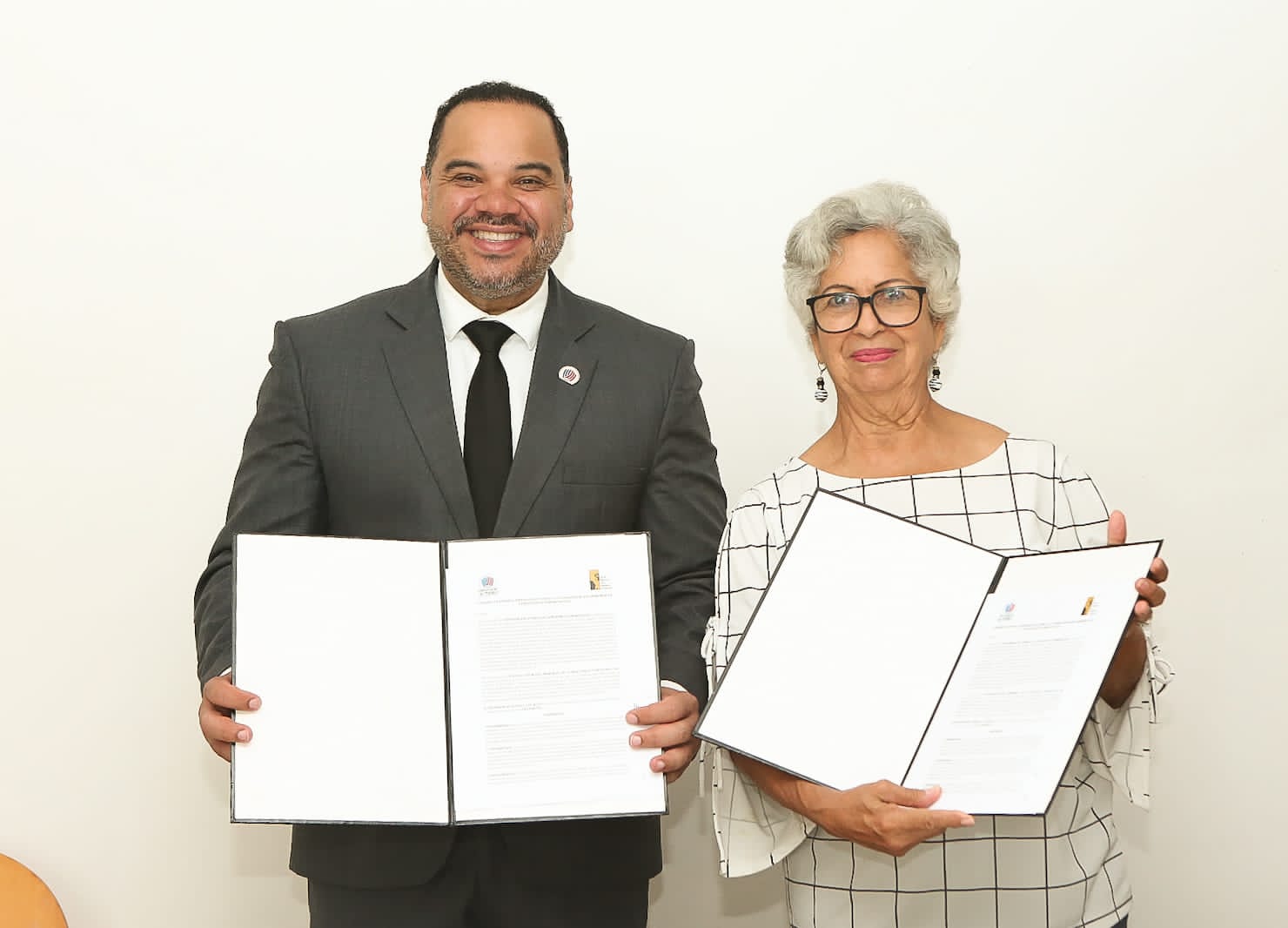 Defensor del Pueblo y Museo de la Resistencia acuerdan promover la ...