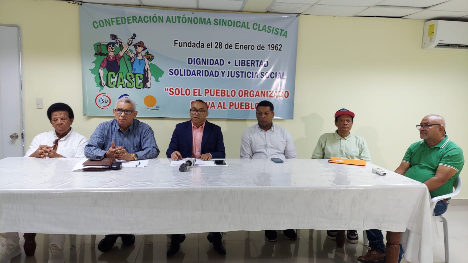 Sindicato respalda promulgación de la Ley que crea Laboquidom – El ...