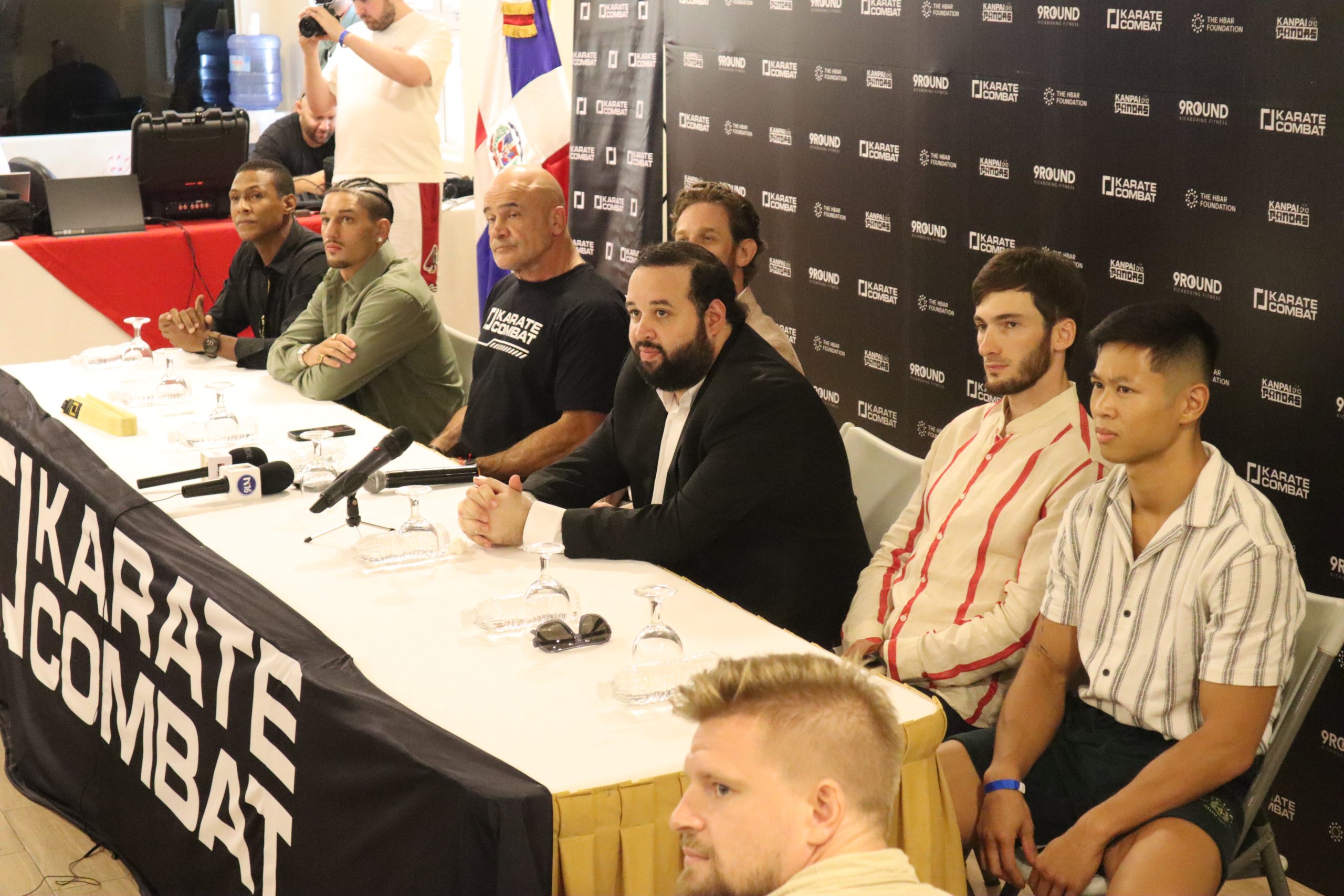 Cinco luchadores dominicanos verán acción en el Karate Combat que se ...