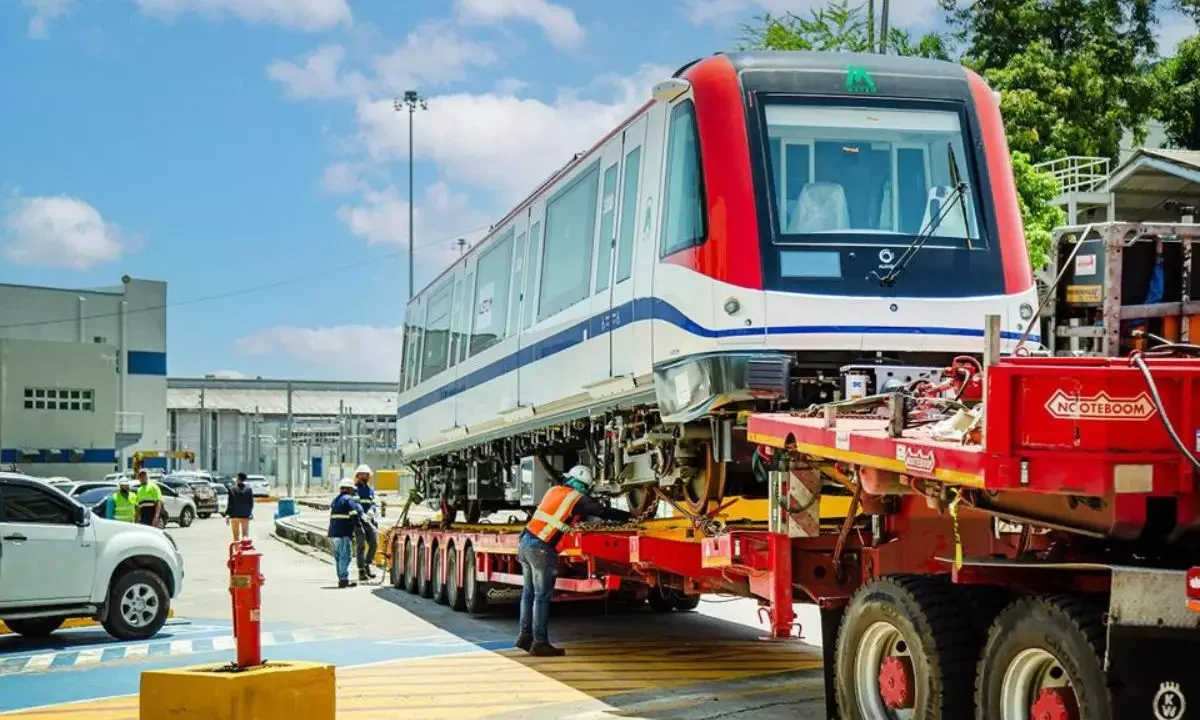 Llegan vagones y rieles para ampliación de Línea 1 y extensión del ...