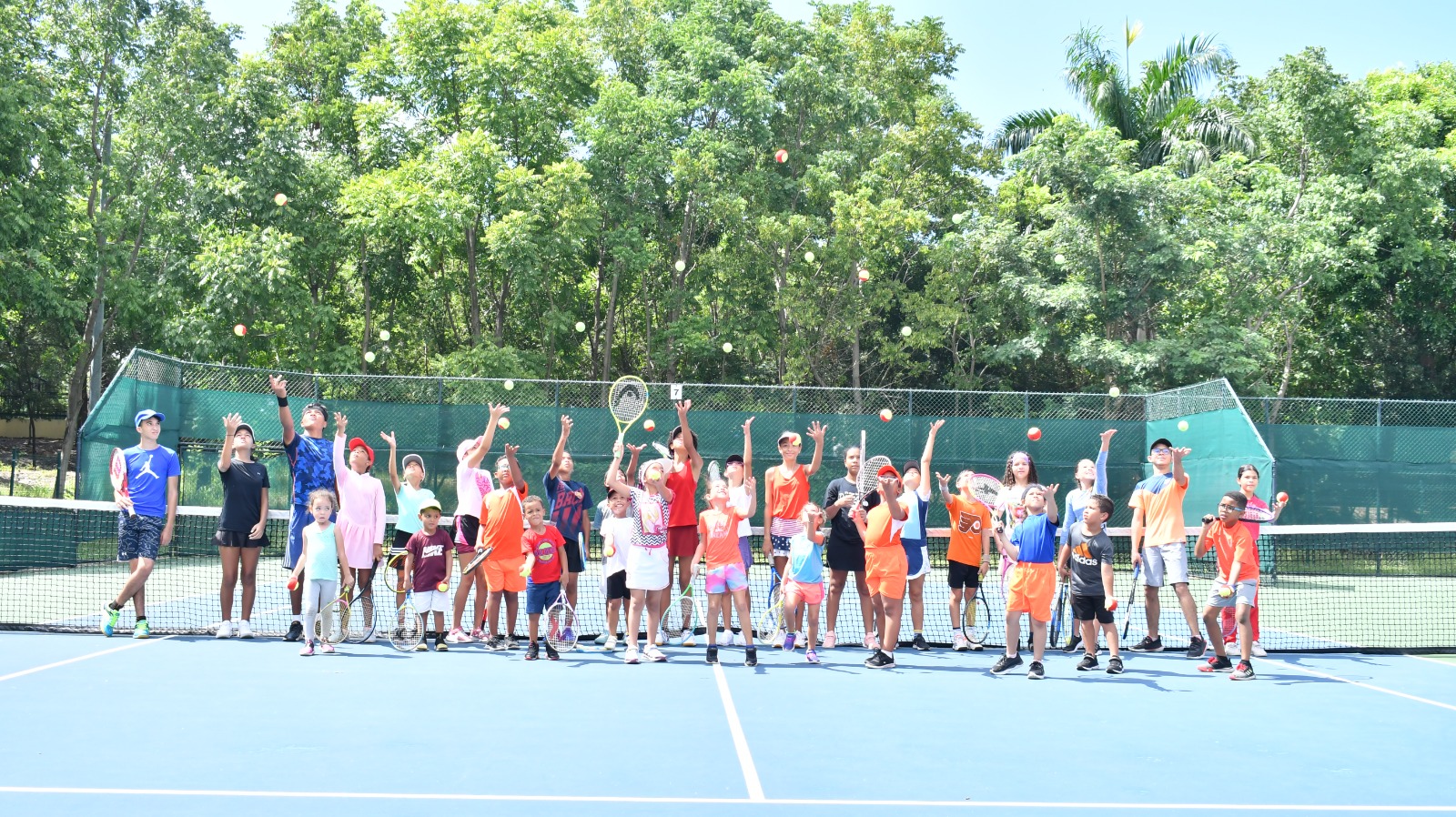 Fedotenis celebra X Festival de Colores en el Parque del Este – El ...