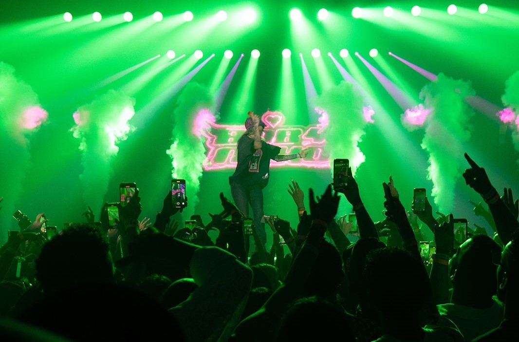 Young Miko, una sensación juvenil en su primer concierto en RD – El ...