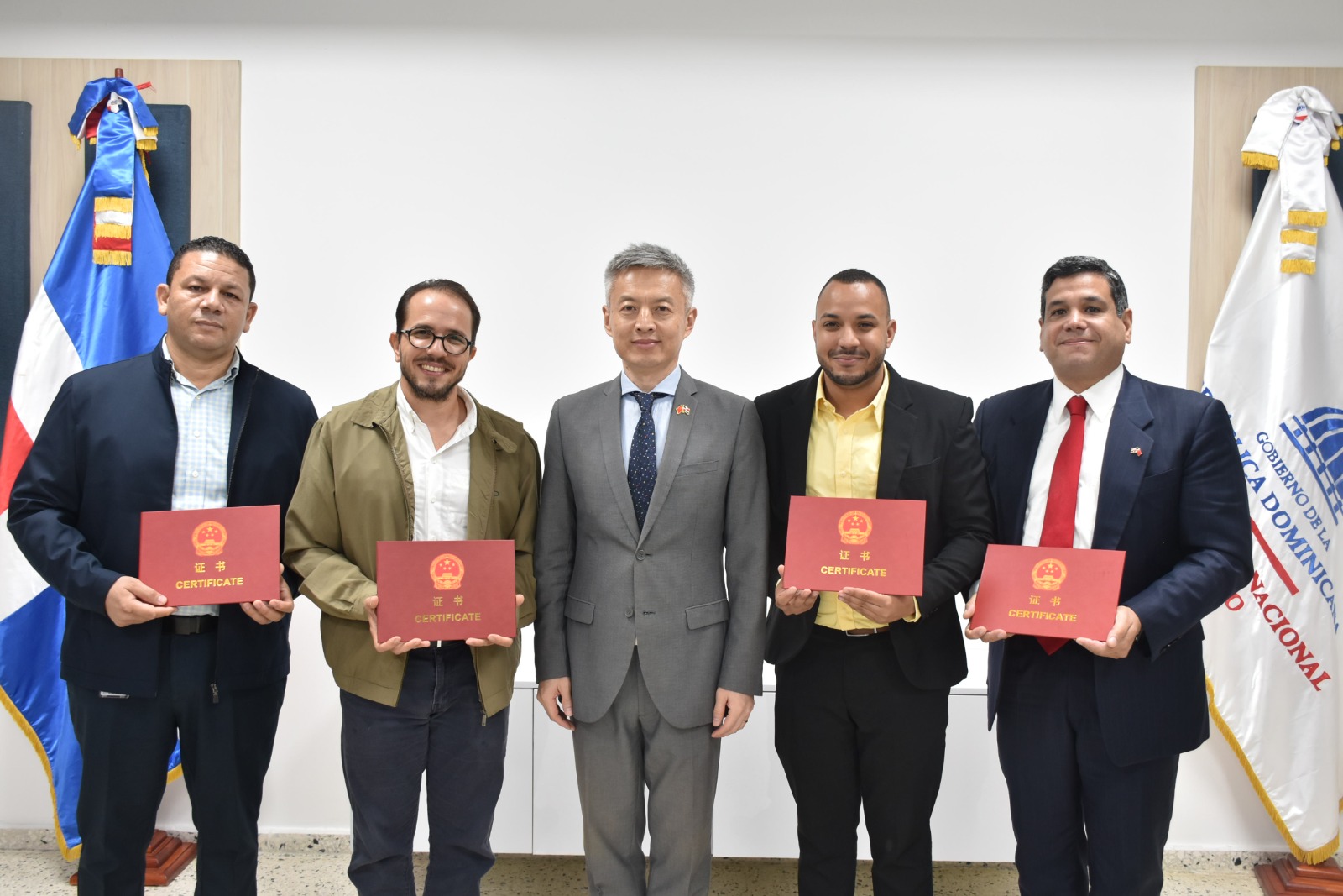 Embajada China fortalece intercambio de capacitación – El Nuevo Diario ...