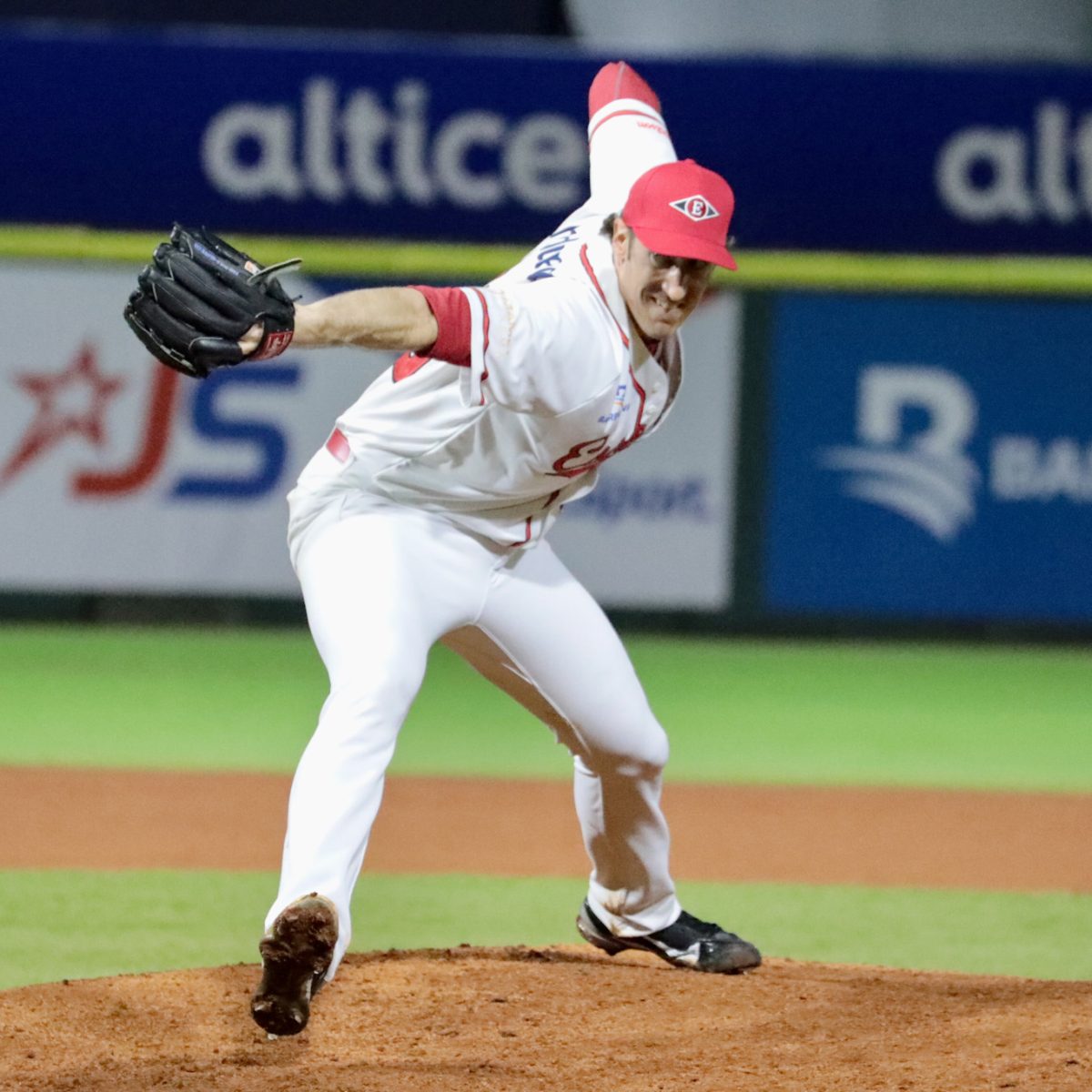 Brian Moran regresa para reforzar relevo del Escogido – El Nuevo Diario ...