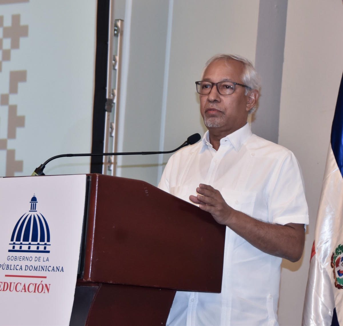 Ángel Hernández defiende la transparencia y honestidad de su gestión al ... Ángel Hernández defiende la transparencia y honestidad de su gestión al ...
