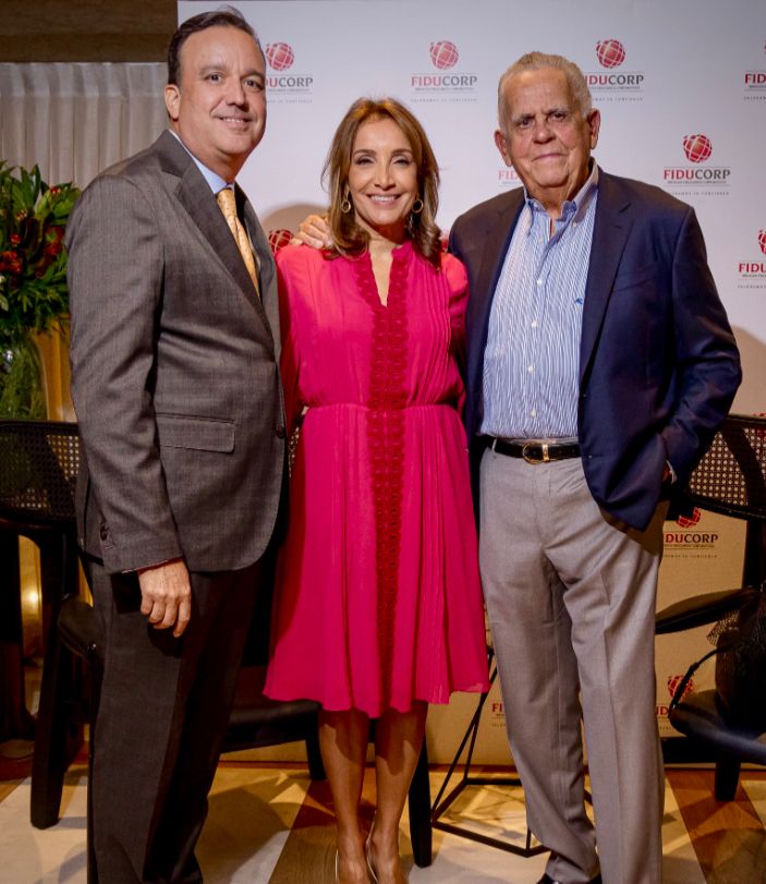 Fiducorp realiza coctel navideño para fideicomitentes – El Nuevo Diario ...