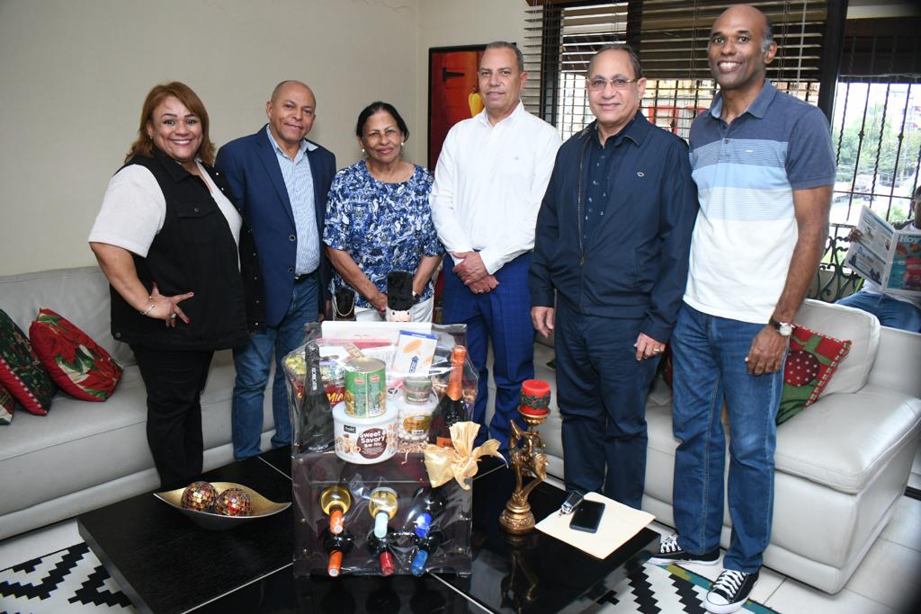 Directivos del COD visitan viudas deportistas fallecidos – El Nuevo ...