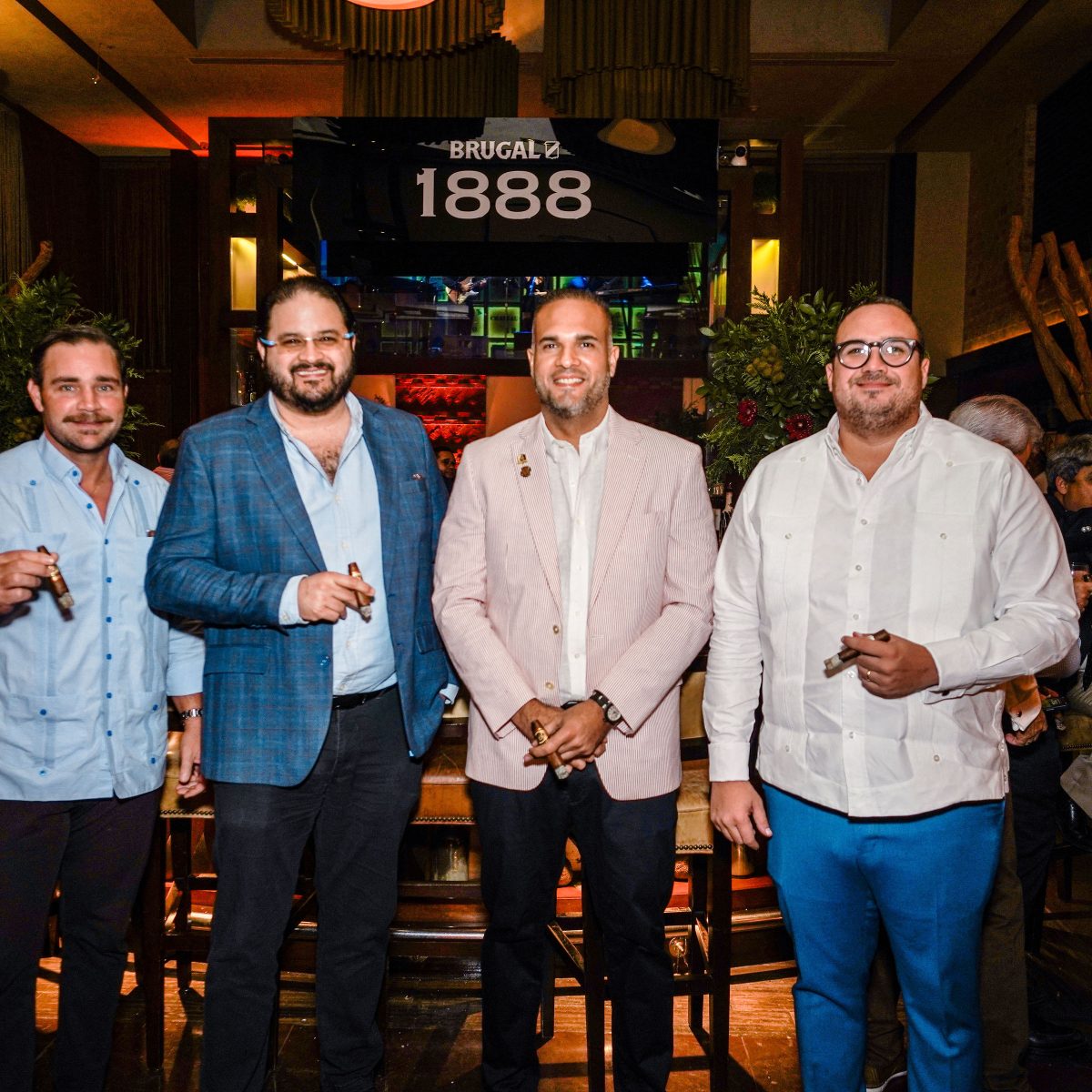 Spirits Sessions despide 2023 con un evento de maridaje entre cigarros ...