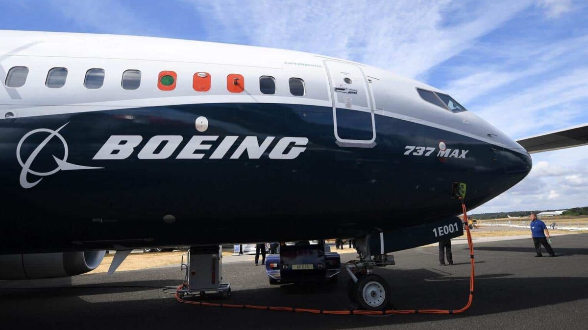 Las acciones de Boeing se desploman un 9 % tras la inmovilización de 737 Max en EEUU – El Nuevo ...