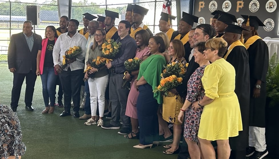 Academia de Piratas en RD crea oportunidades más allá del béisbol – El ...