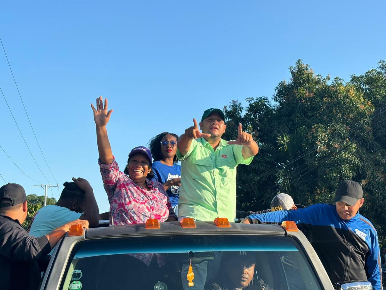 Freylin Hernández celebra con caravana triunfo como alcalde de ...