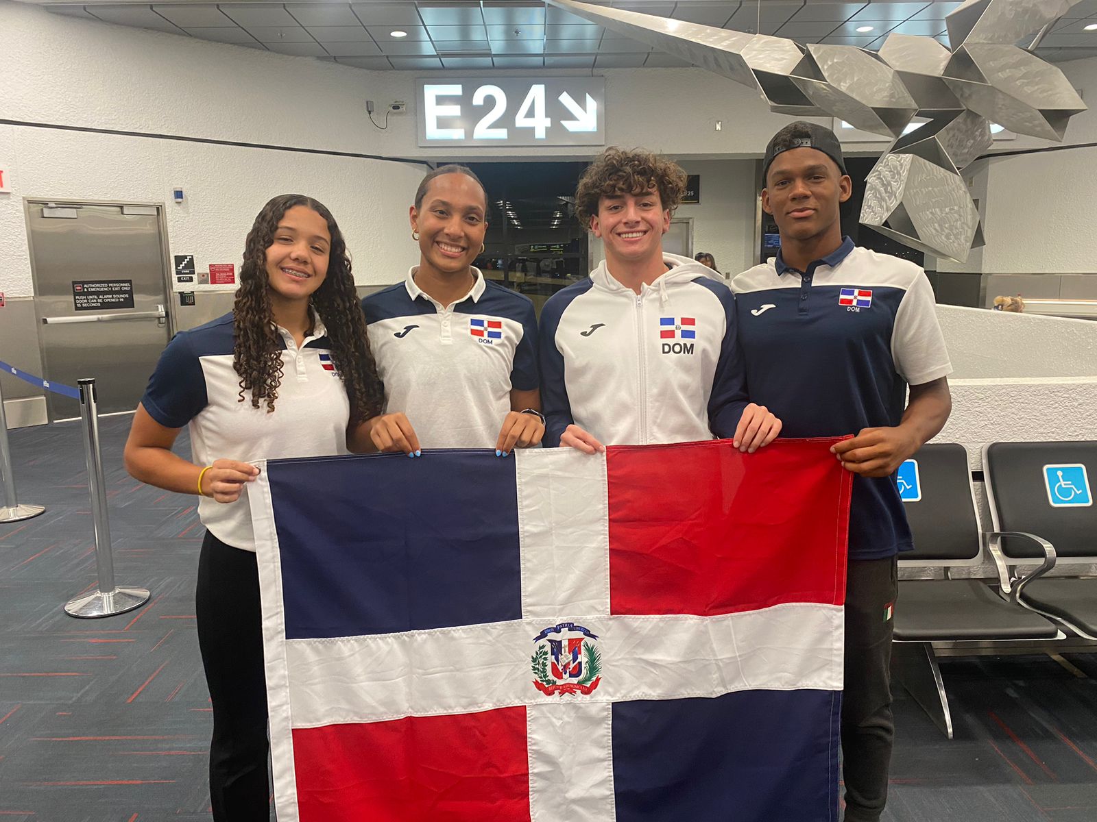 Juveniles de RD mostraron gran nivel en el Mundial de Natación Qatar ...