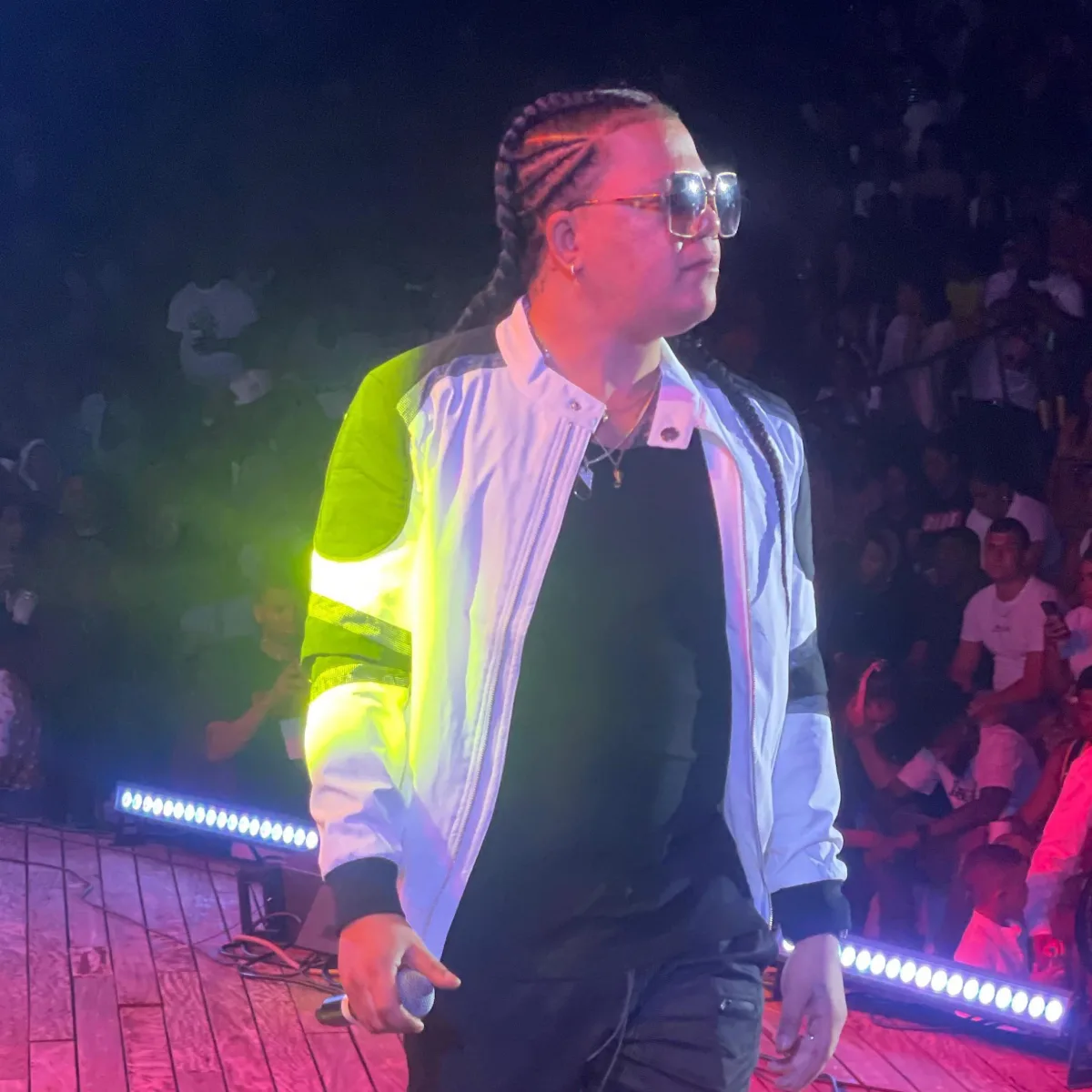 Jimmy Daniel deja una huella inolvidable en el carnaval de Puerto Plata ...