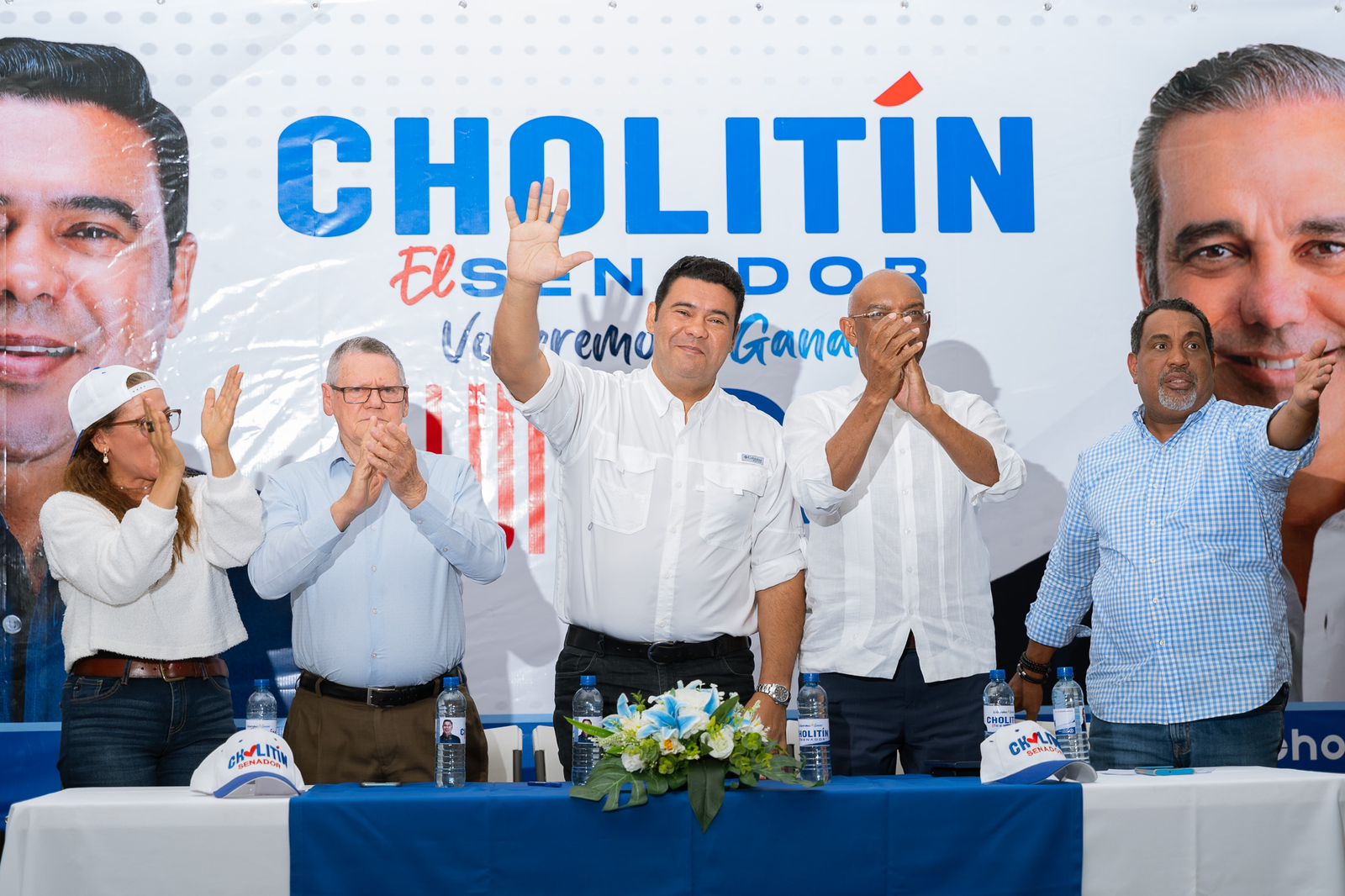 Cholitín juramenta excandidatos a regidores y dirigencia juvenil de la ...