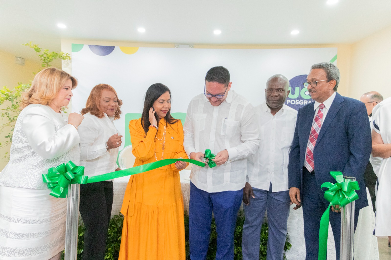 UCE inaugura modernas áreas para la Facultad Ciencias de la Salud y ...
