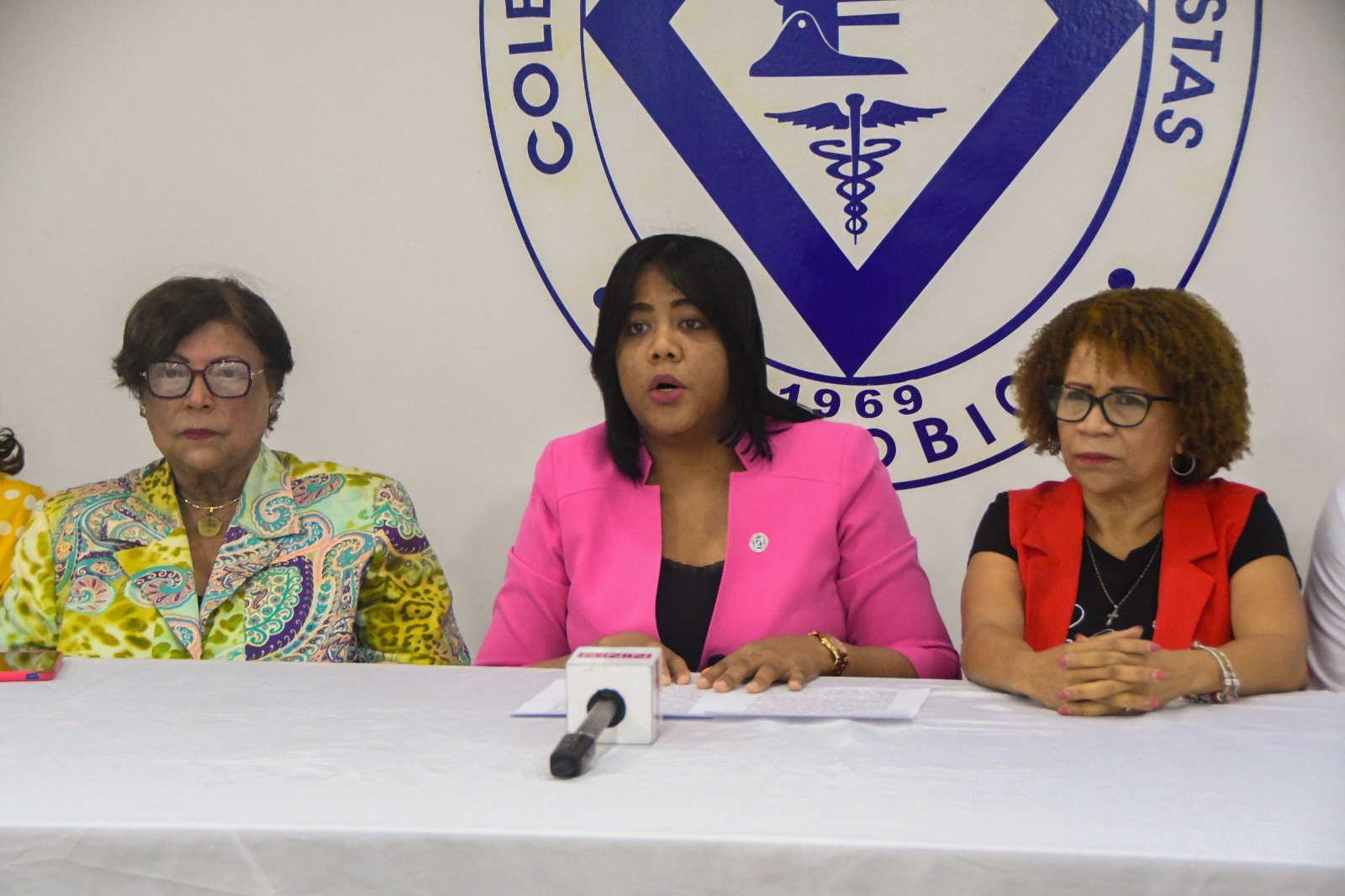 Colegio Dominicano de Bioanalistas insta a Abinader a solucionar sus ...