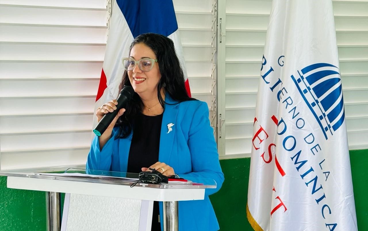 MESCyT inaugura centro de Inglés de Inmersión en comunidad Guanuma, La ...