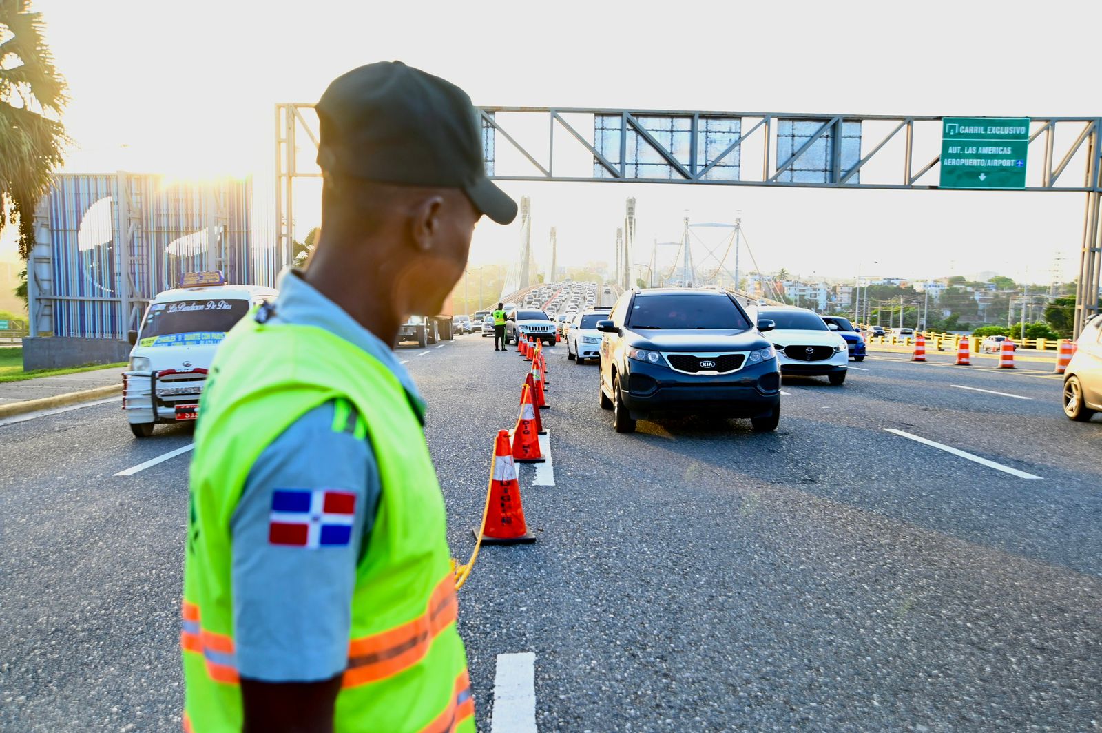 (VIDEO) Digesett supervisa tránsito para agilizar paso en puente Juan ...
