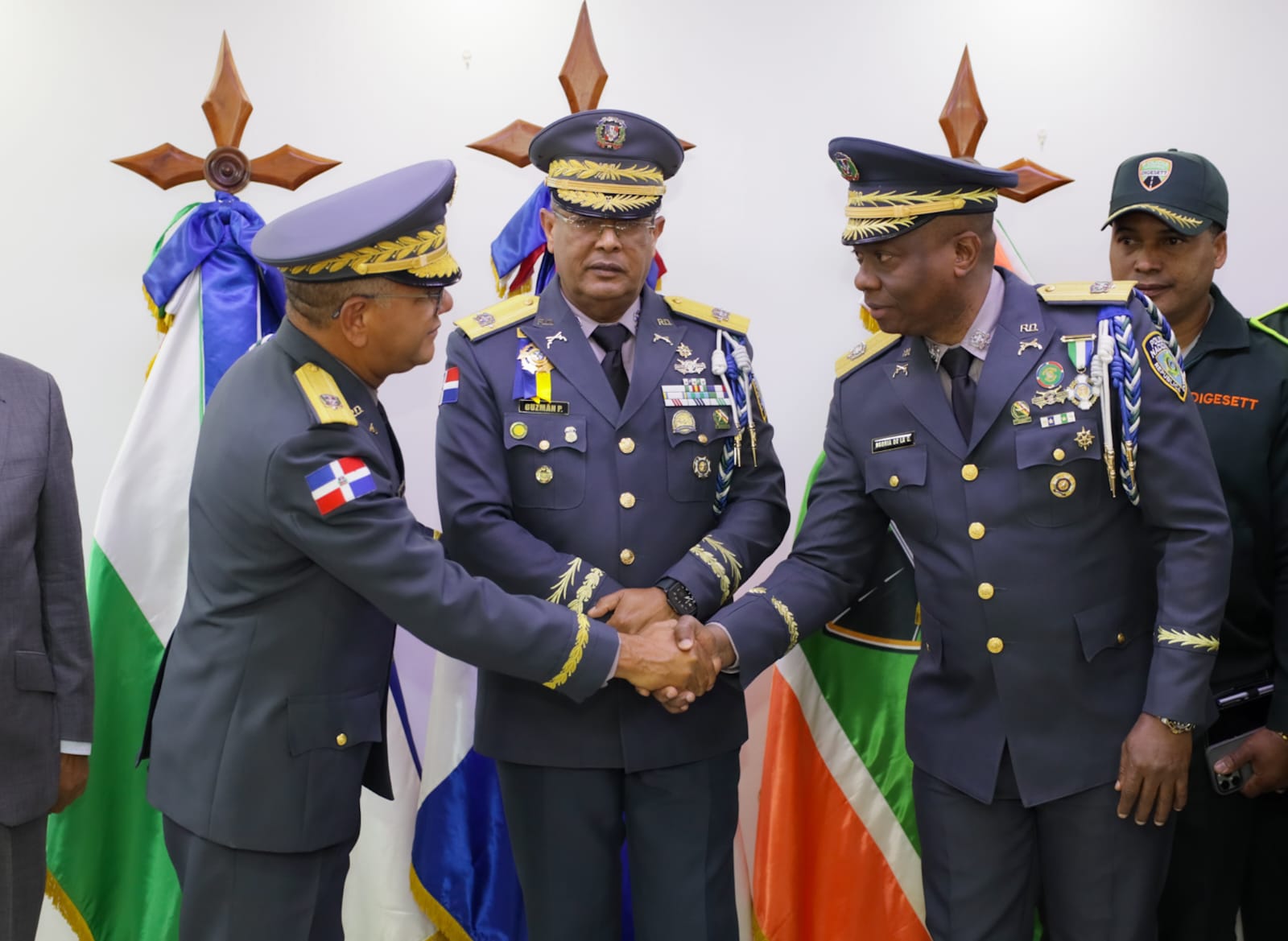 El general Pascual Cruz Méndez asume como titular de la DIGESETT - Ocoa Informativa