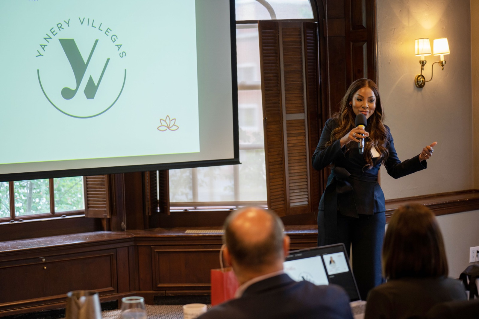 Yanery Villegas participa en Congreso Mundial de Mujeres Líderes en ...