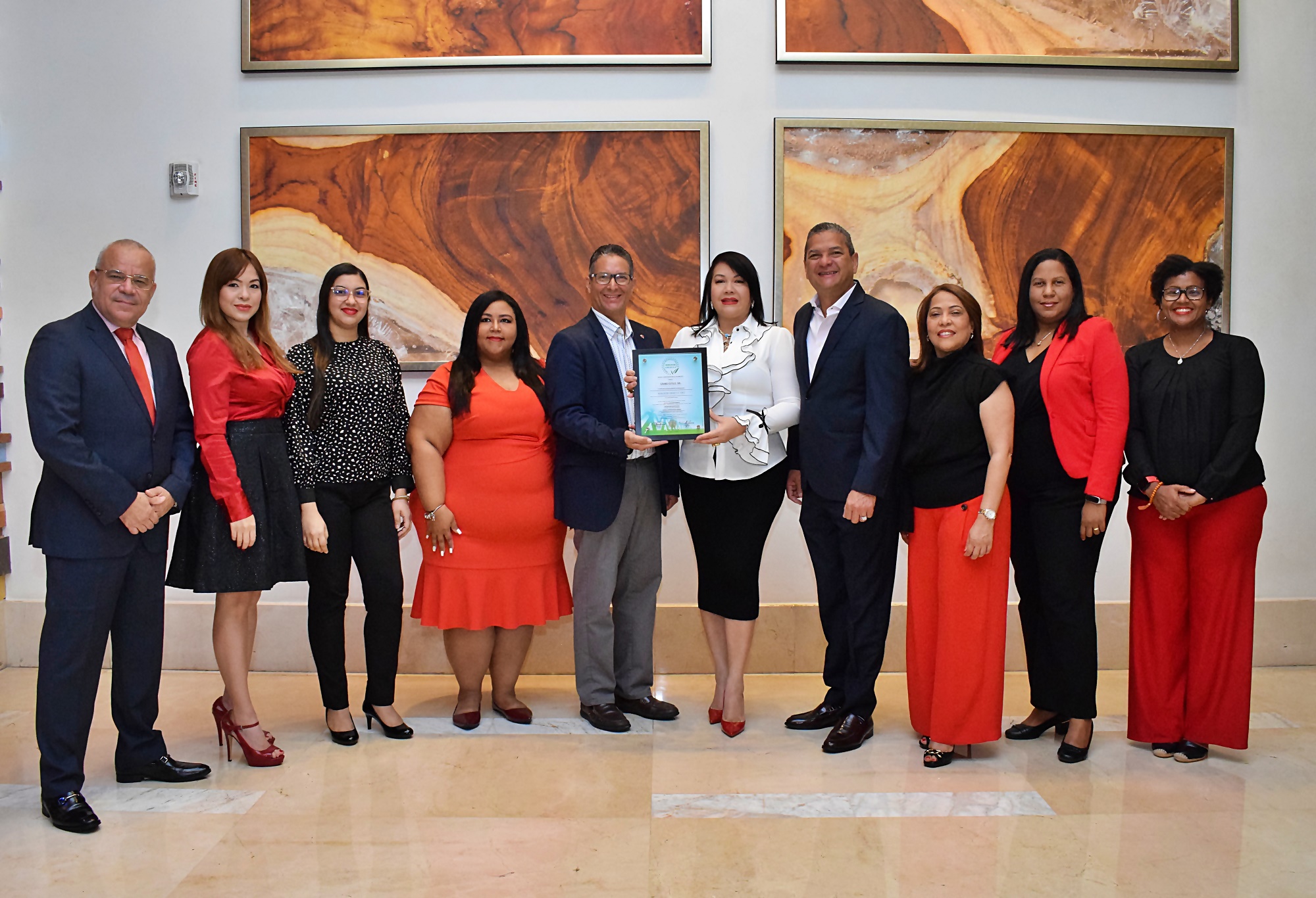 Grabo Estilo revalida certificación internacional WORLDCOB CSR.2011.3 ...