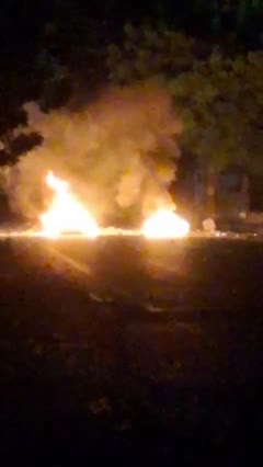 Quema de gomas en Neiba (Video: Fuente externa) – El Nuevo Diario ...