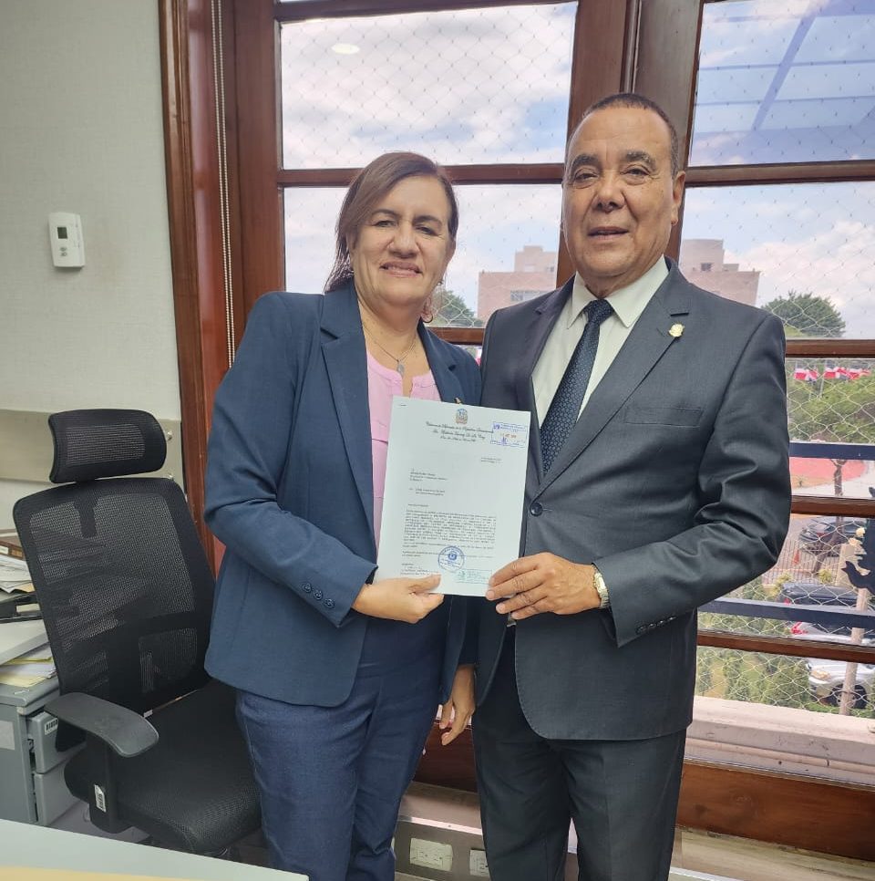 Diputado Alcibíades Tavárez presenta cinco proyectos de ley en pro del ...