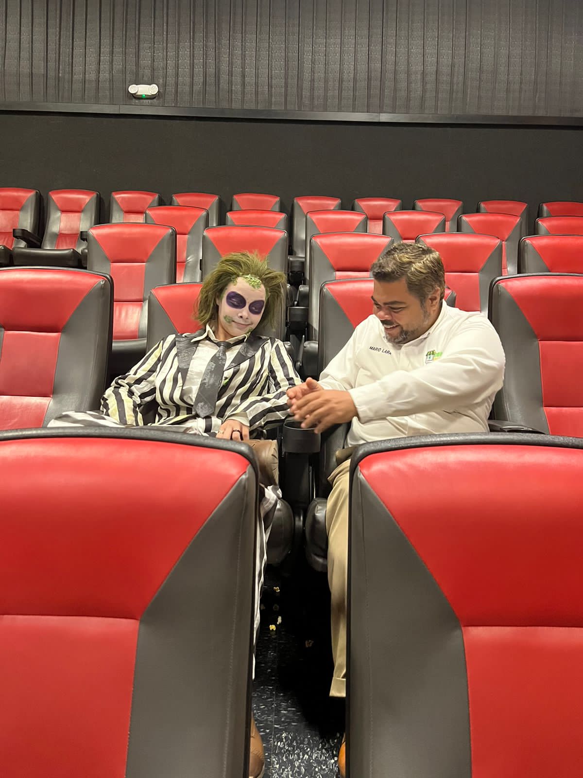 Beetlejuice: Invocarlo tres veces para vivir ese amor gótico – El Nuevo ...