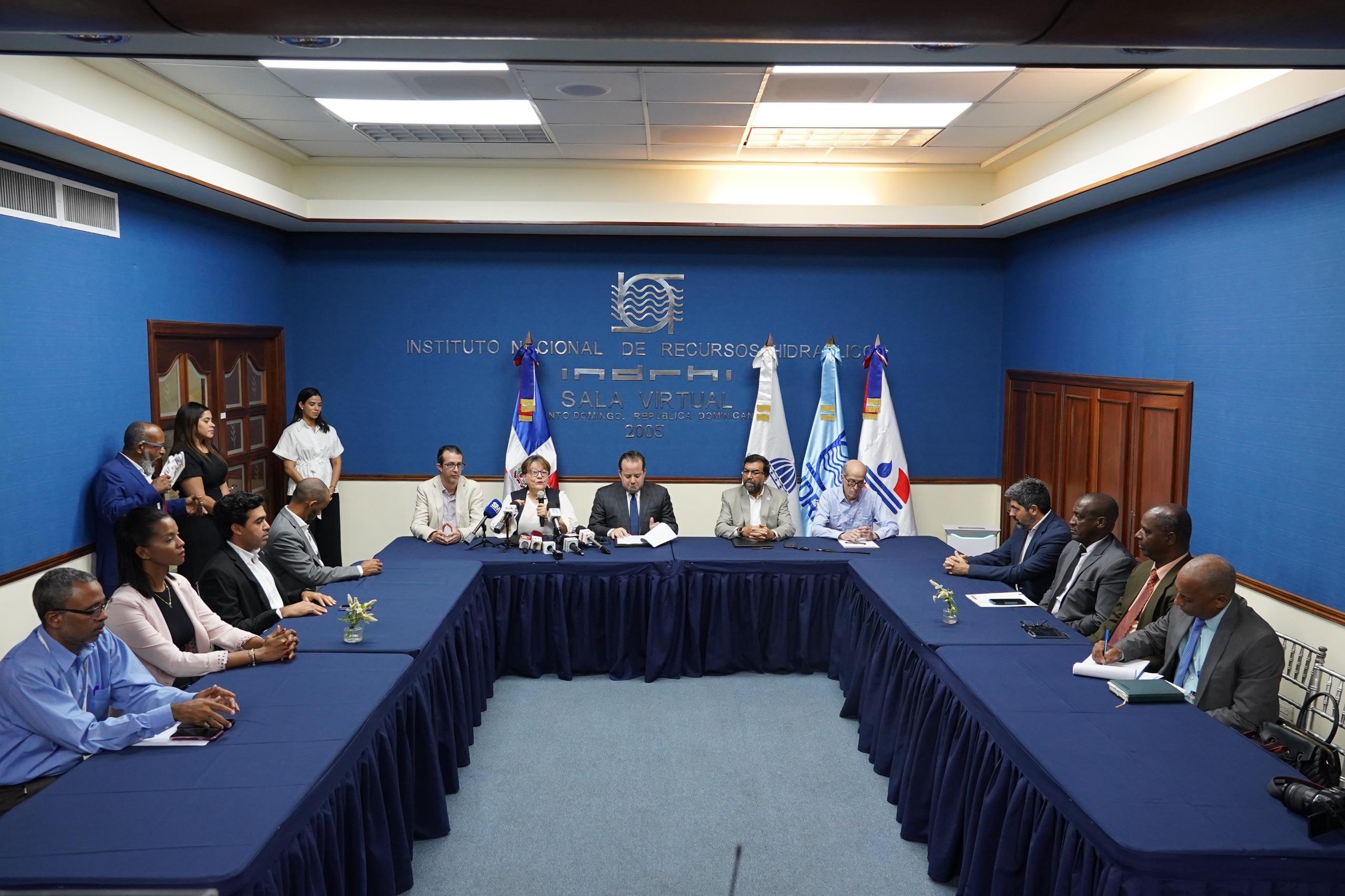 Firman convenio para desarrollar «Sistema de Gestión de Datos ...