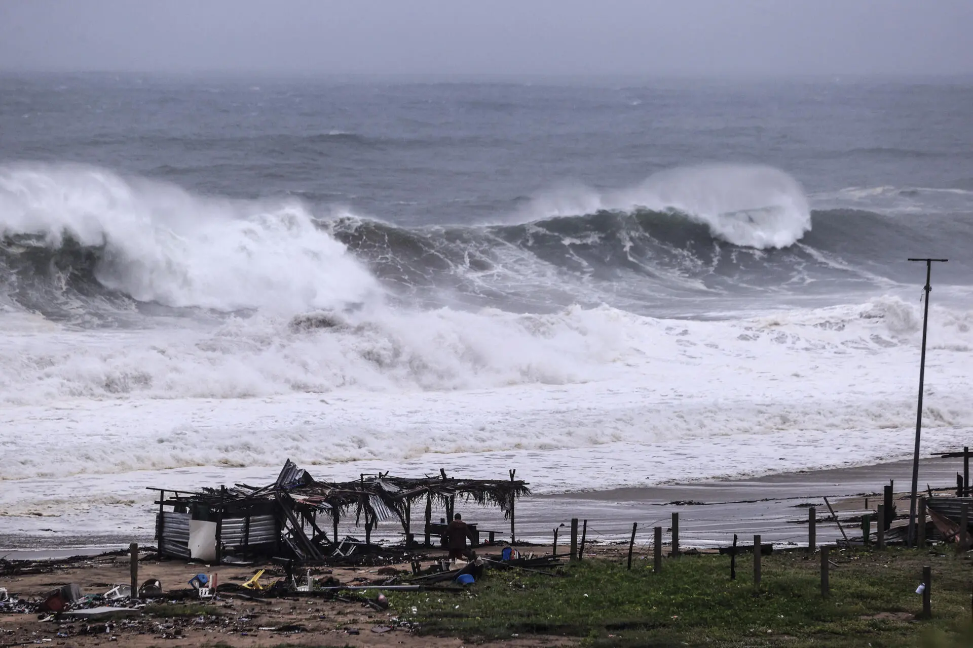 Tormenta John toca tierra por segunda vez en México, ahora en el estado ...
