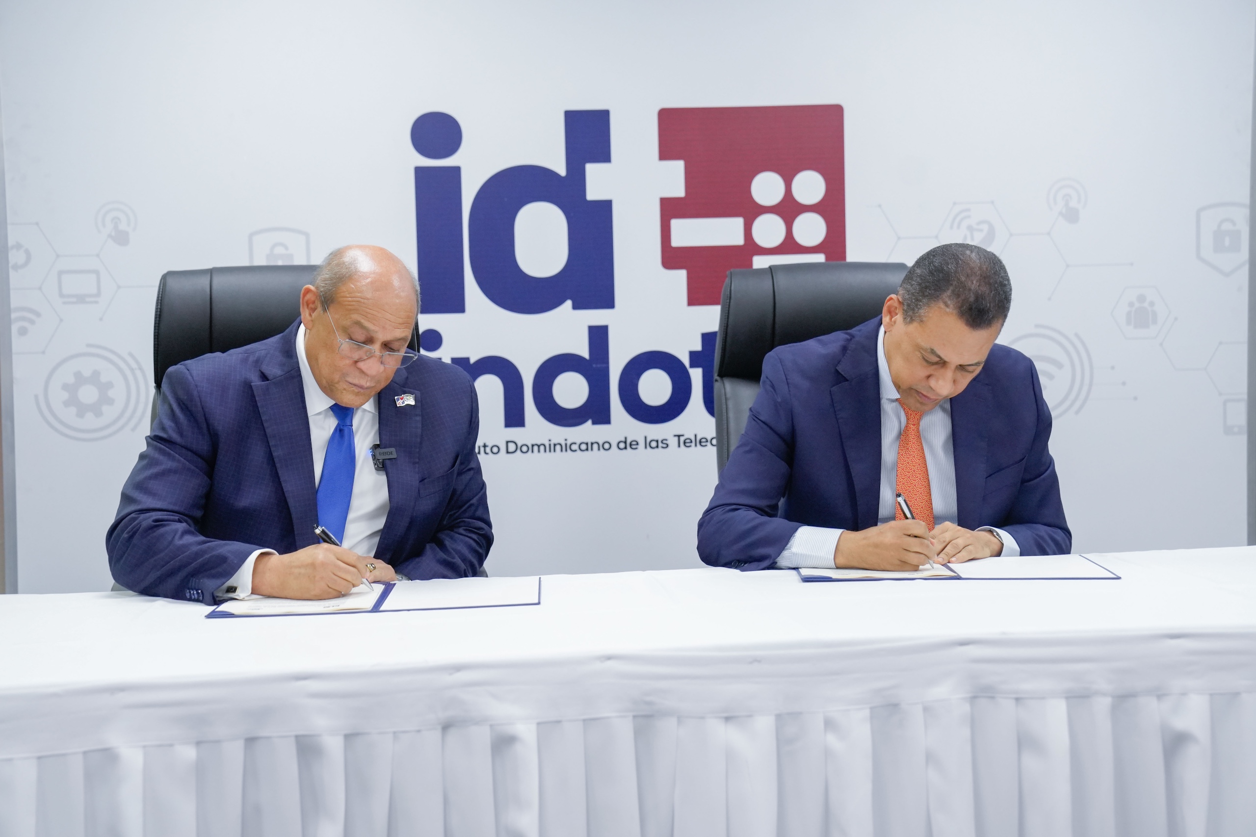 Infotep e Indotel iniciarán Alfabetización Digital para miembros de la ...