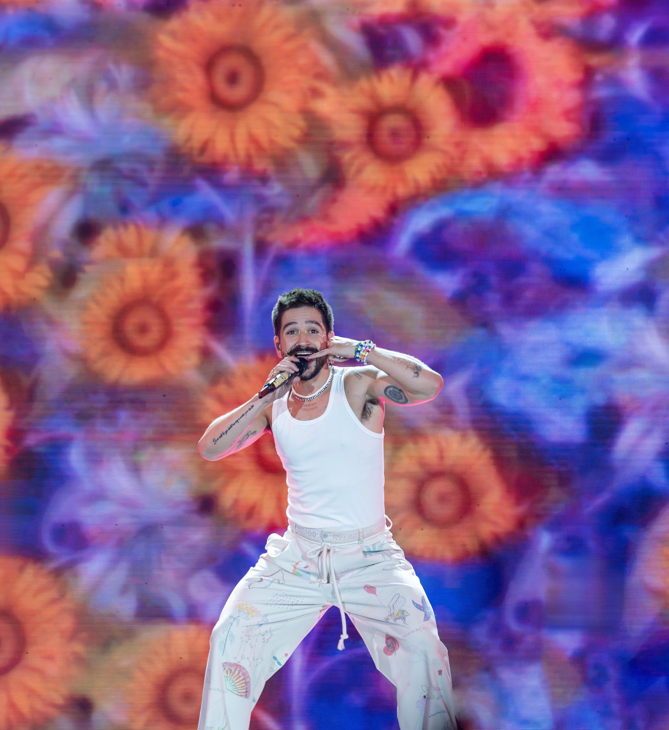 Camilo enciende su tribu dominicana con »Nuestro Lugar Feliz Tour 2024 ...