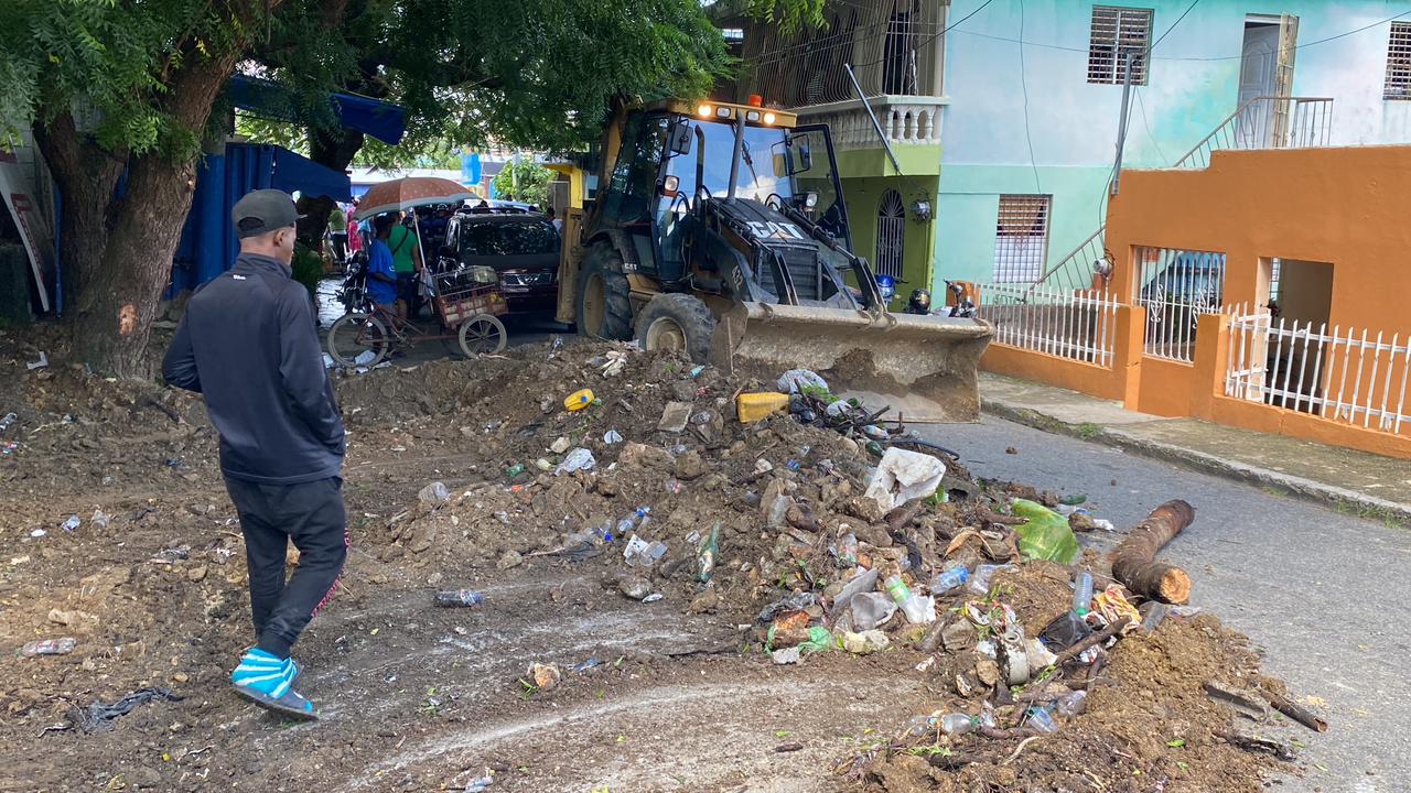 (VIDEO) «Limpiemos el Barrio» llega al sector Los Restauradores, en ...
