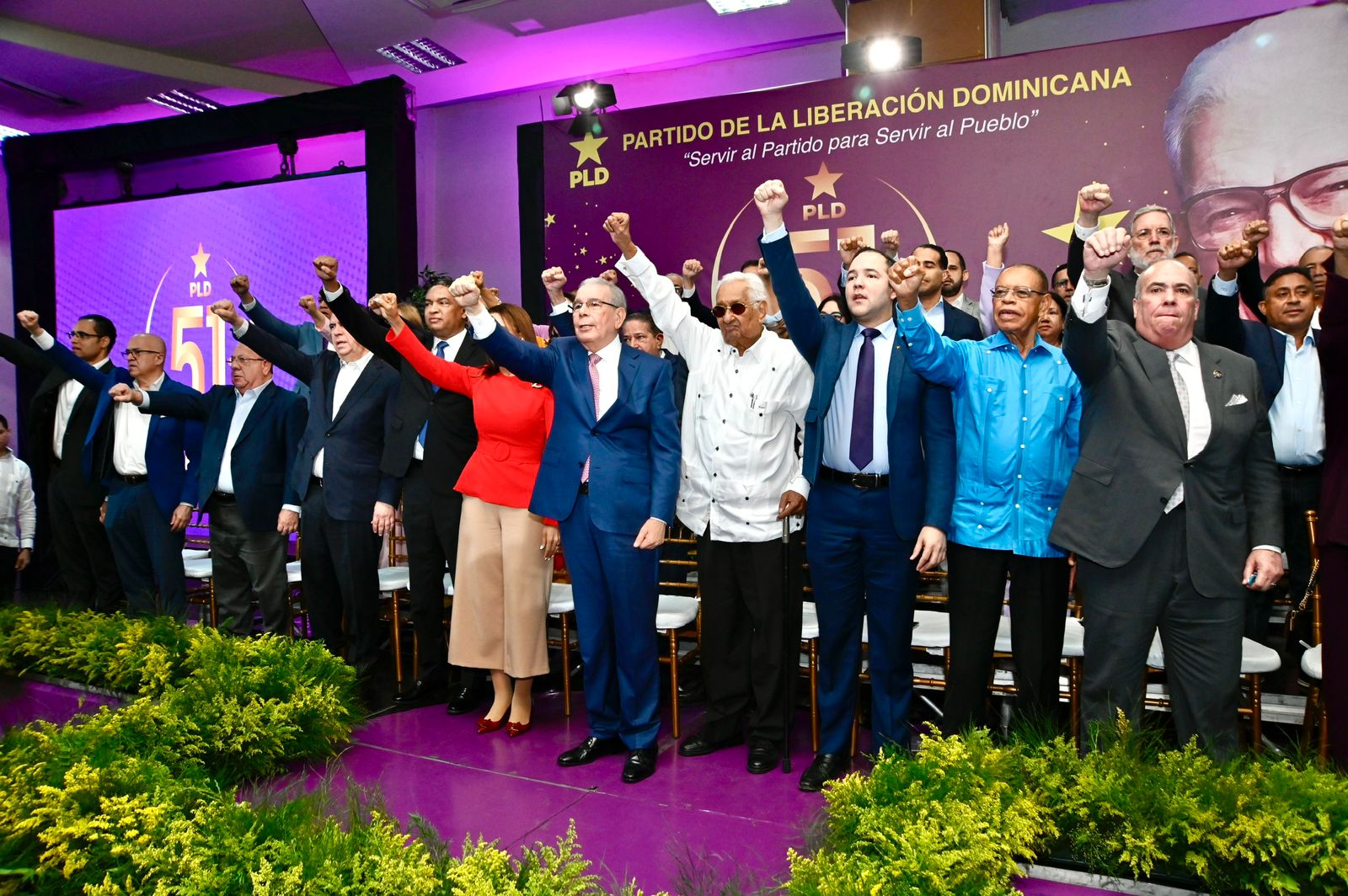 PLD celebra su 51 aniversario llamando a vivir “un nuevo comienzo” para ...