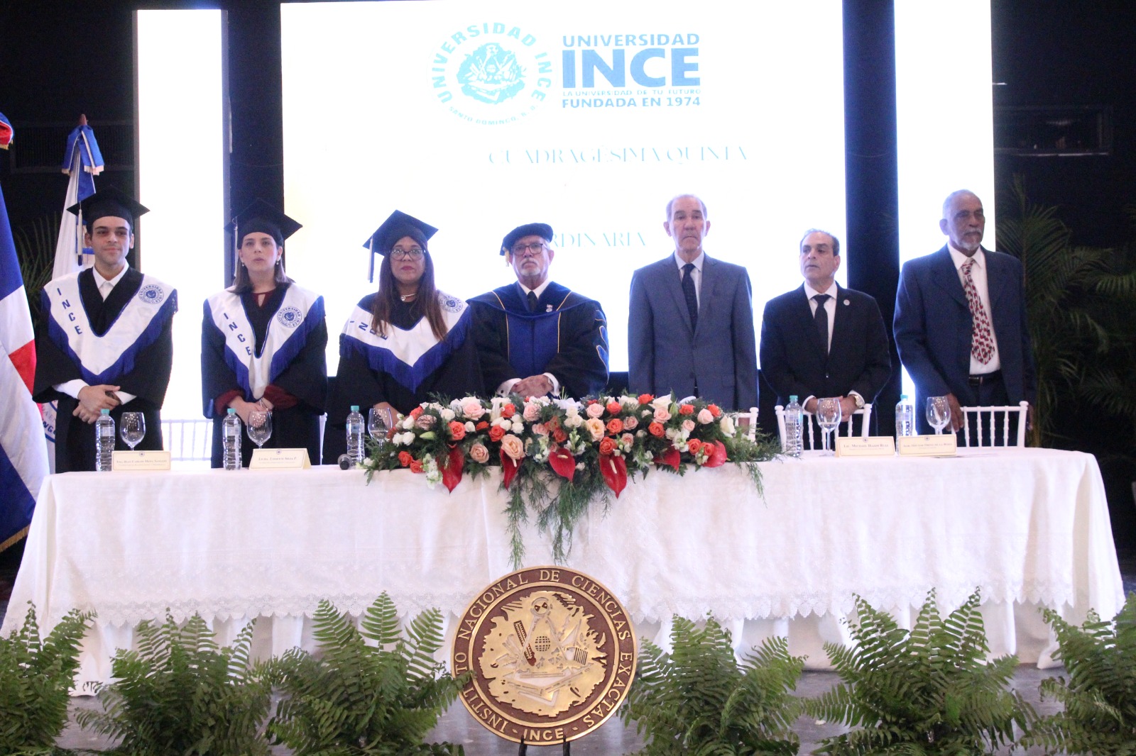 Universidad INCE gradúa a 152 nuevos profesionales en su 50 aniversario ...