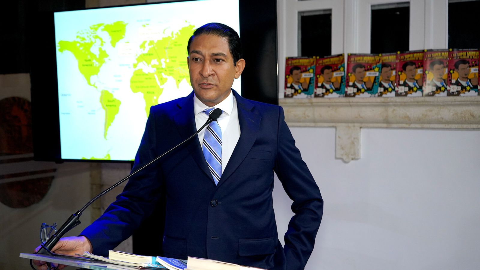 Iván Gatón imparte conferencia sobre geopolítica de La Hispaniola – El ...