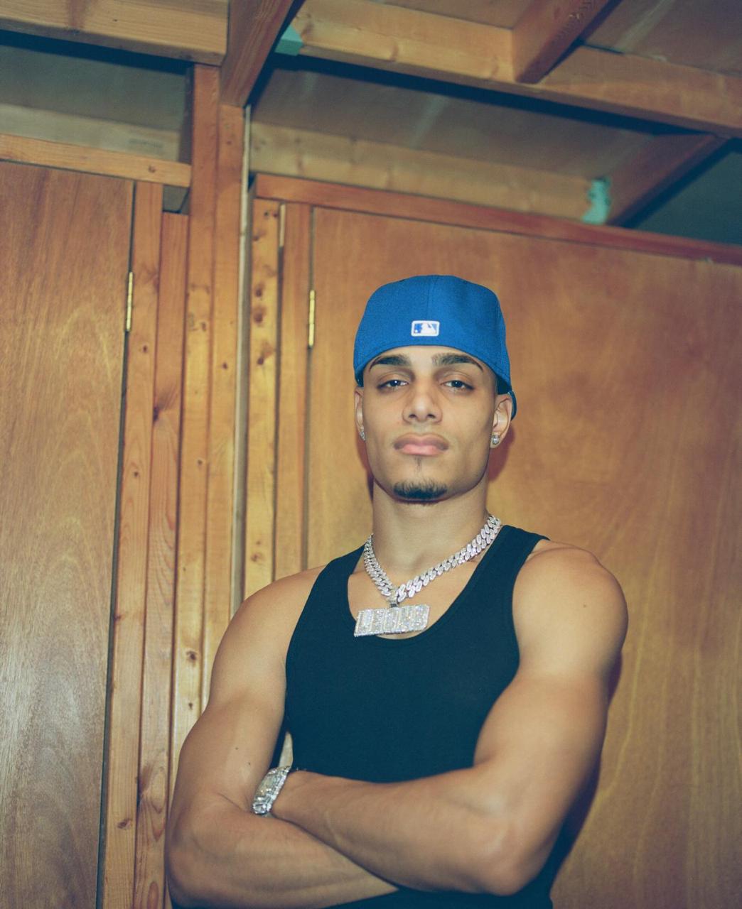 Chavi Leons presenta “Elevador” una bachata cargada de sensualidad y ...