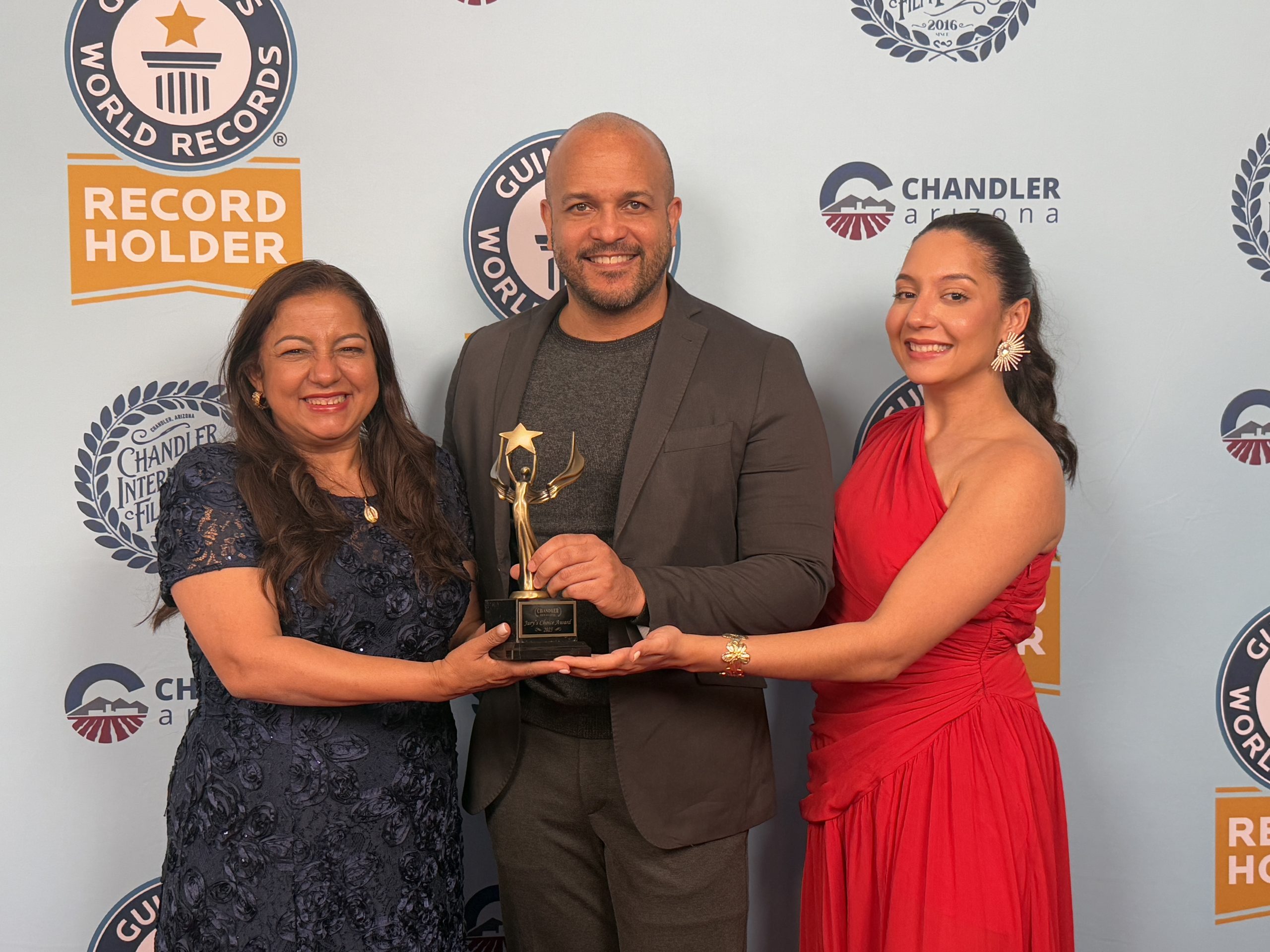 La película dominicana «Día Ocho» gana el Jury’s Choice Award en el ...