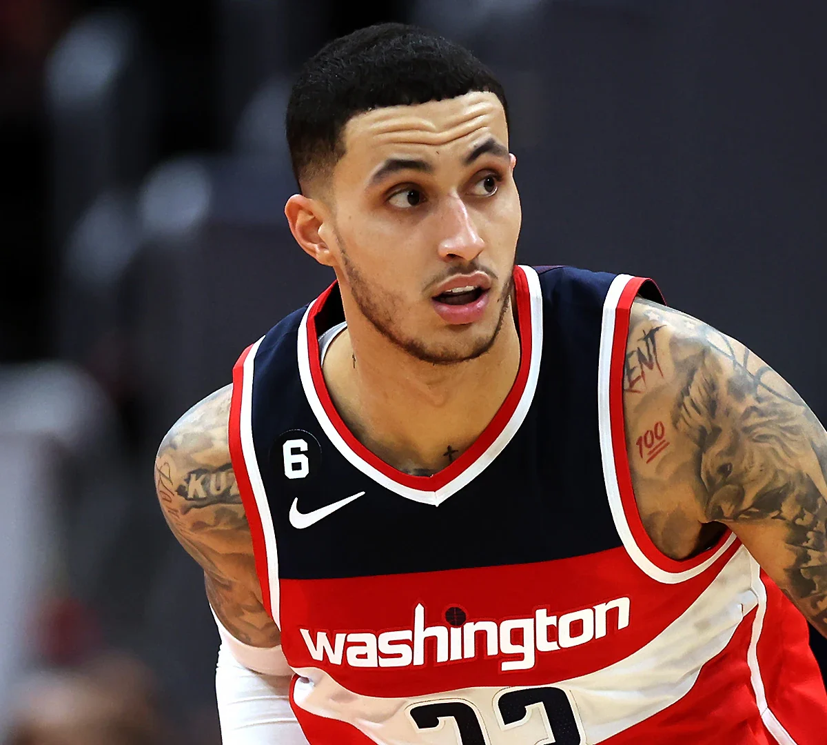Los Bucks mandan a Khris Middleton a los Wizards a cambio de Kyle Kuzma ...
