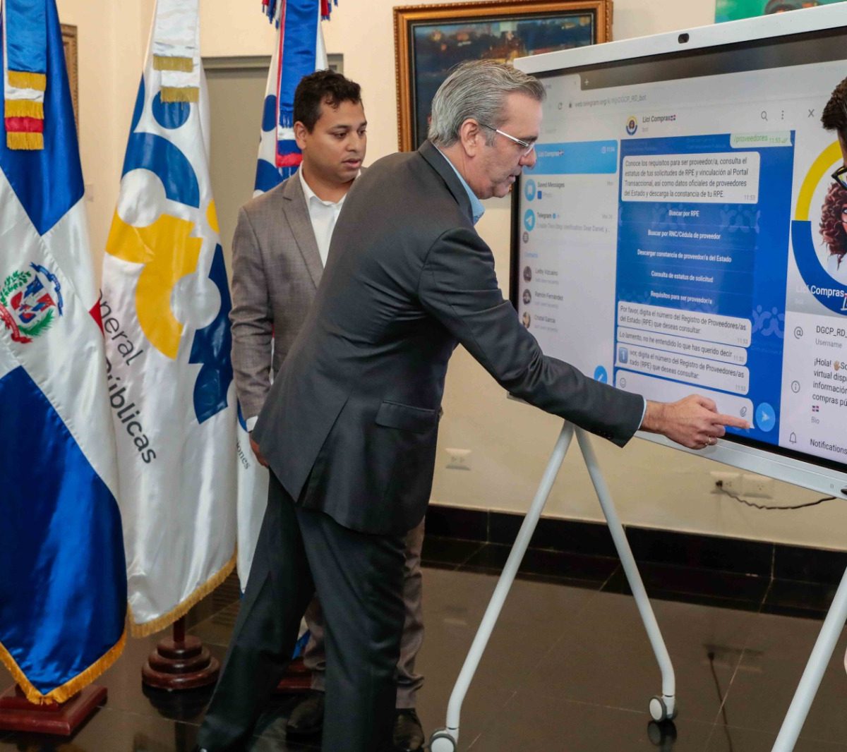 DGCP lanza asistente virtual Lici Compras RD para agilizar consultas en tiempo real – El Nuevo ...