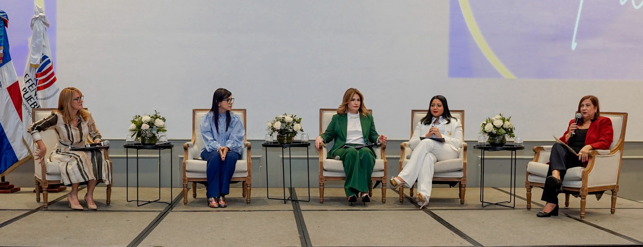 Defensor del Pueblo promueve empoderamiento femenino y anuncia ...