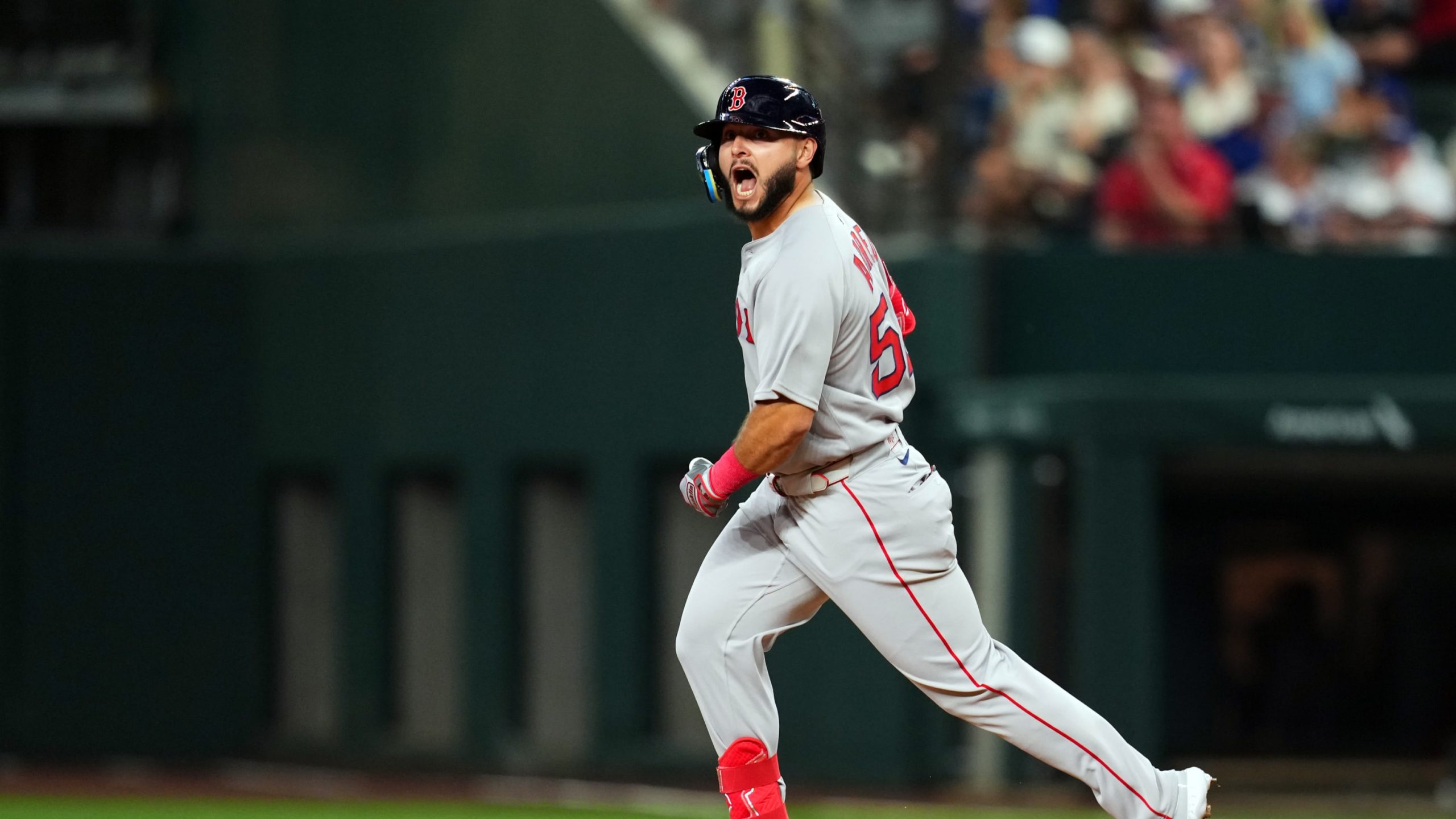 Wilyer Abreu saca el poder de su bate y lidera a los Medias Rojas – El Nuevo Diario (República ...